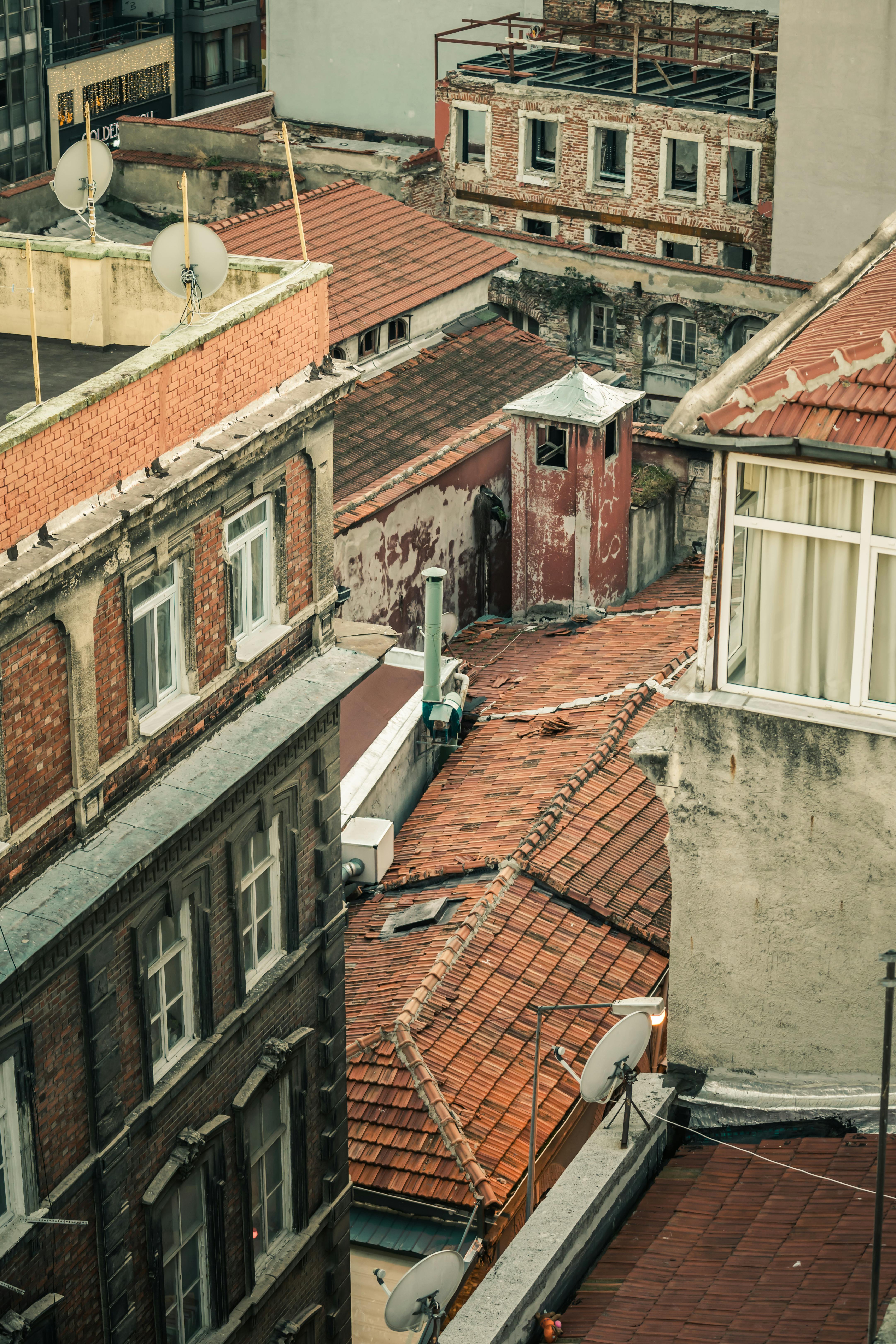 Aerial View of Historic Rooftop Architecture · Free Stock Photo