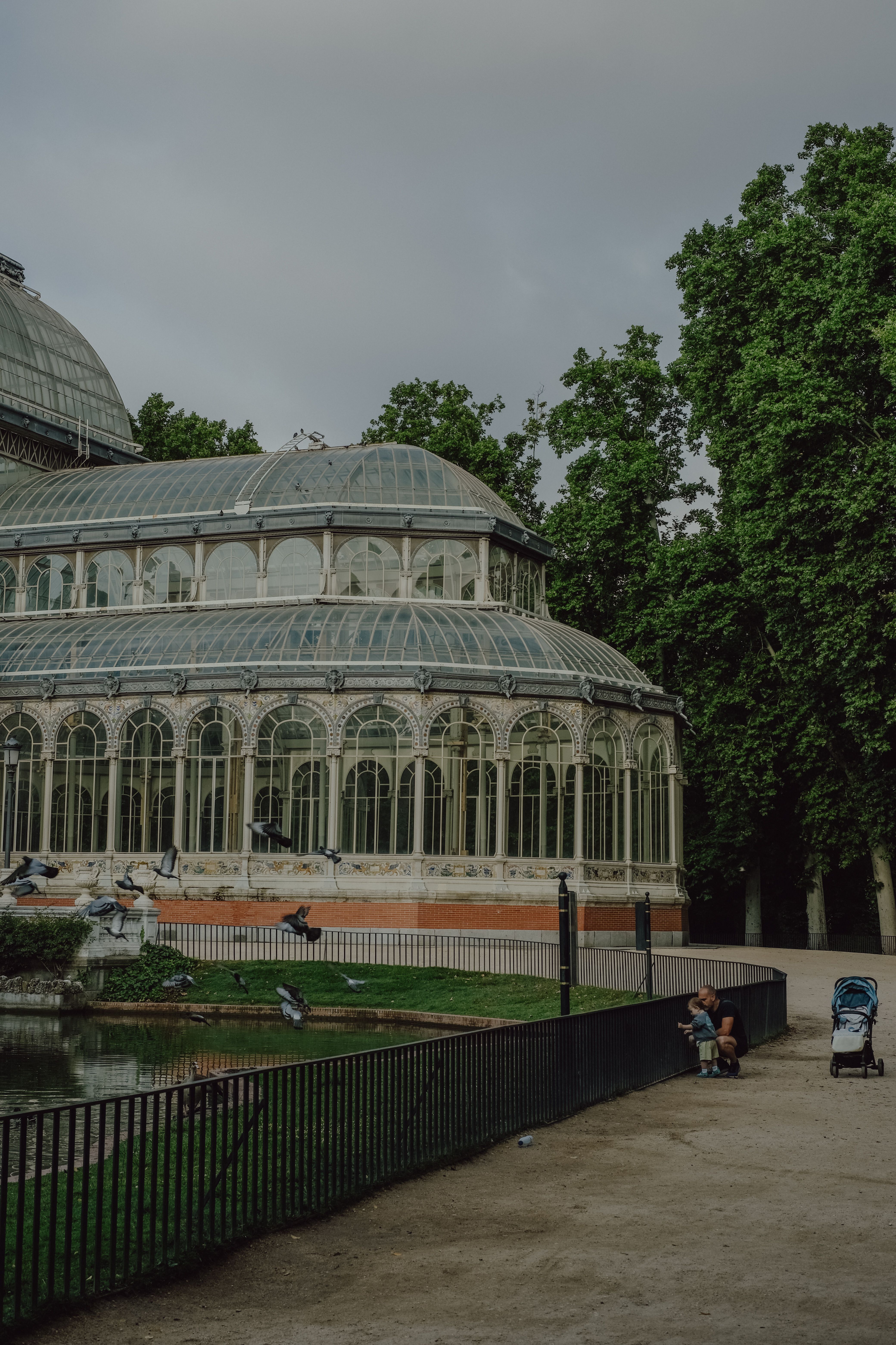 Stunning Crystal Palace View in Madrid Park · Free Stock Photo