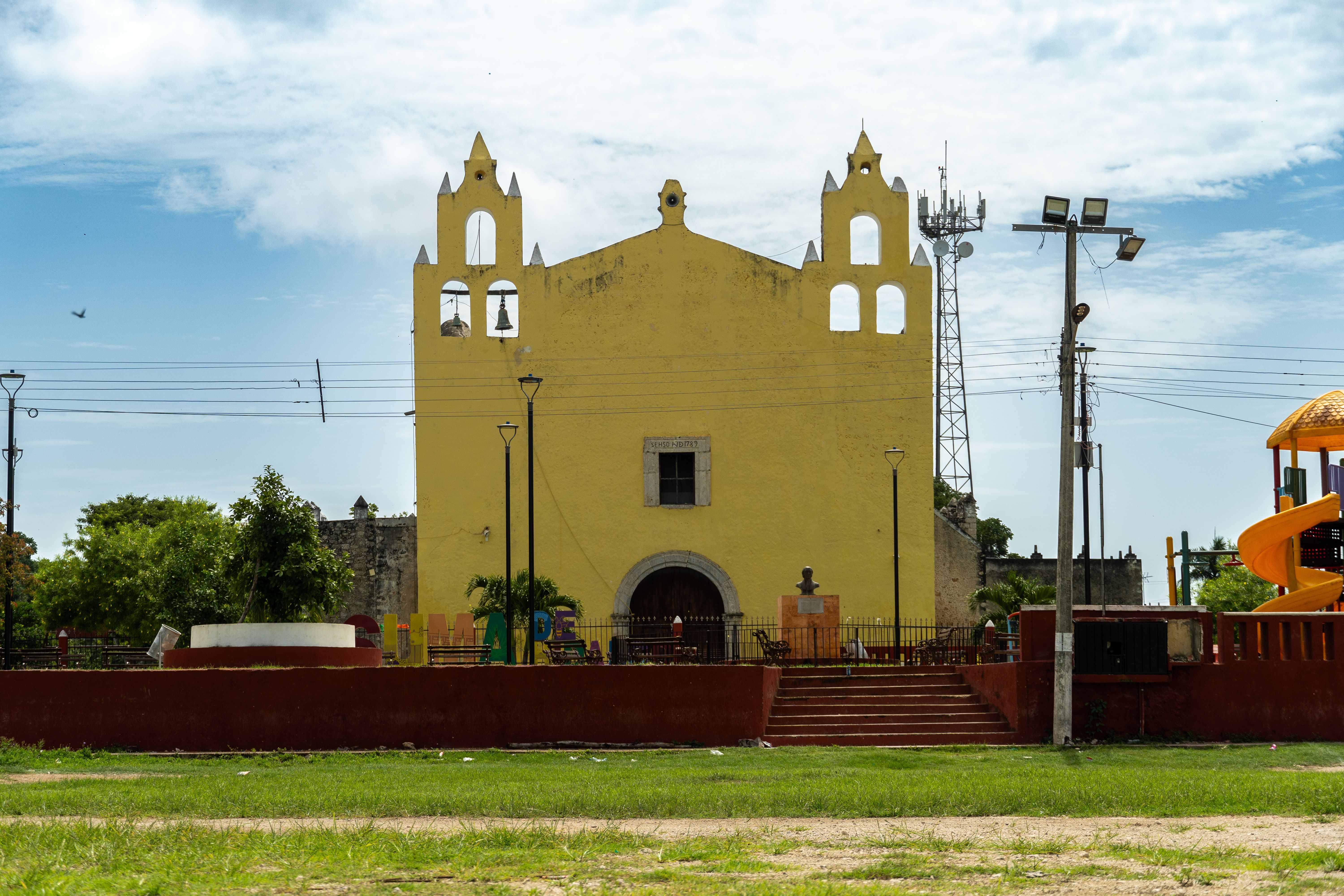 Colonial Church in Suma de Hidalgo, Yucatán · Free Stock Photo