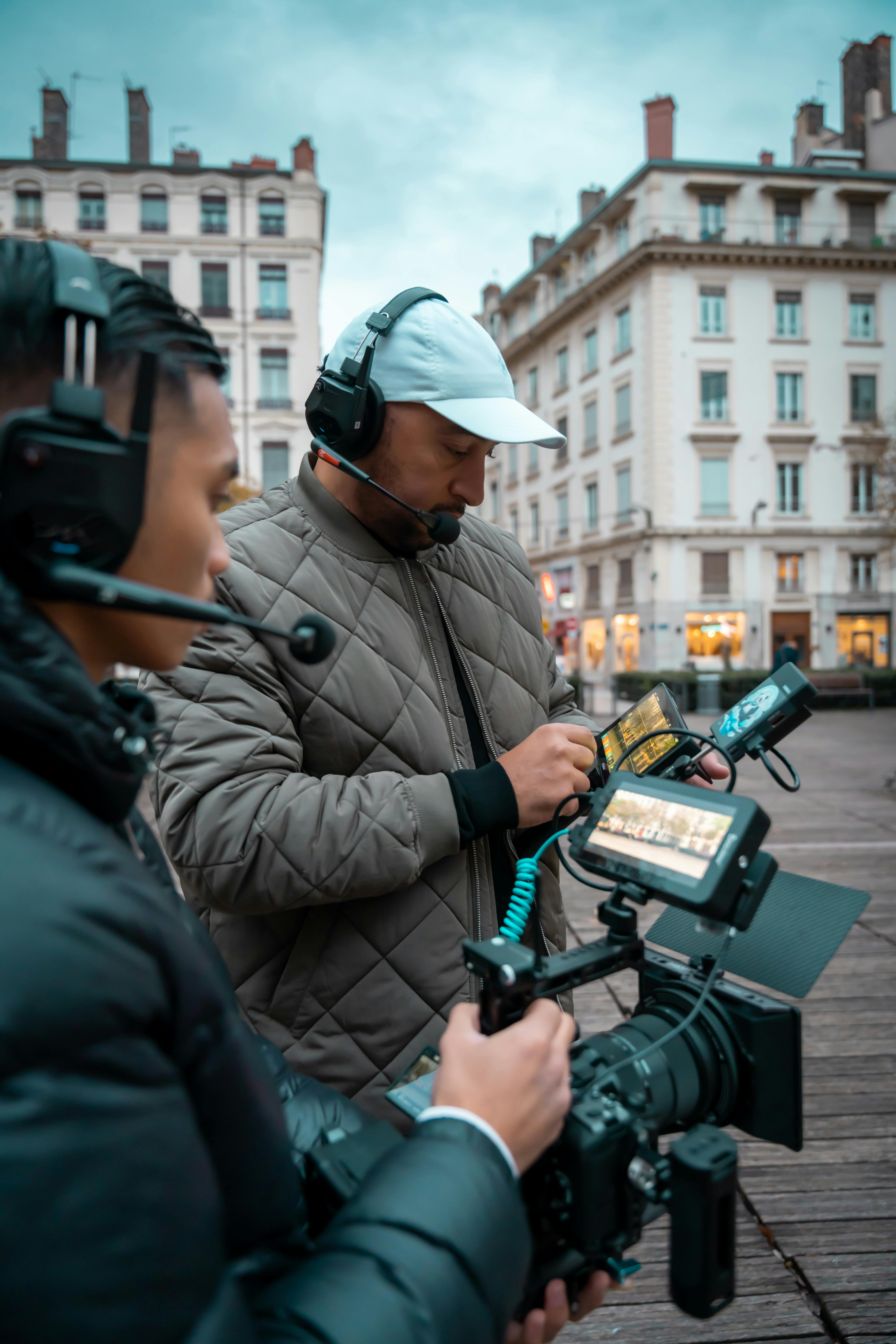 Film Director Photos, Download The BEST Free Film Director Stock Photos ...