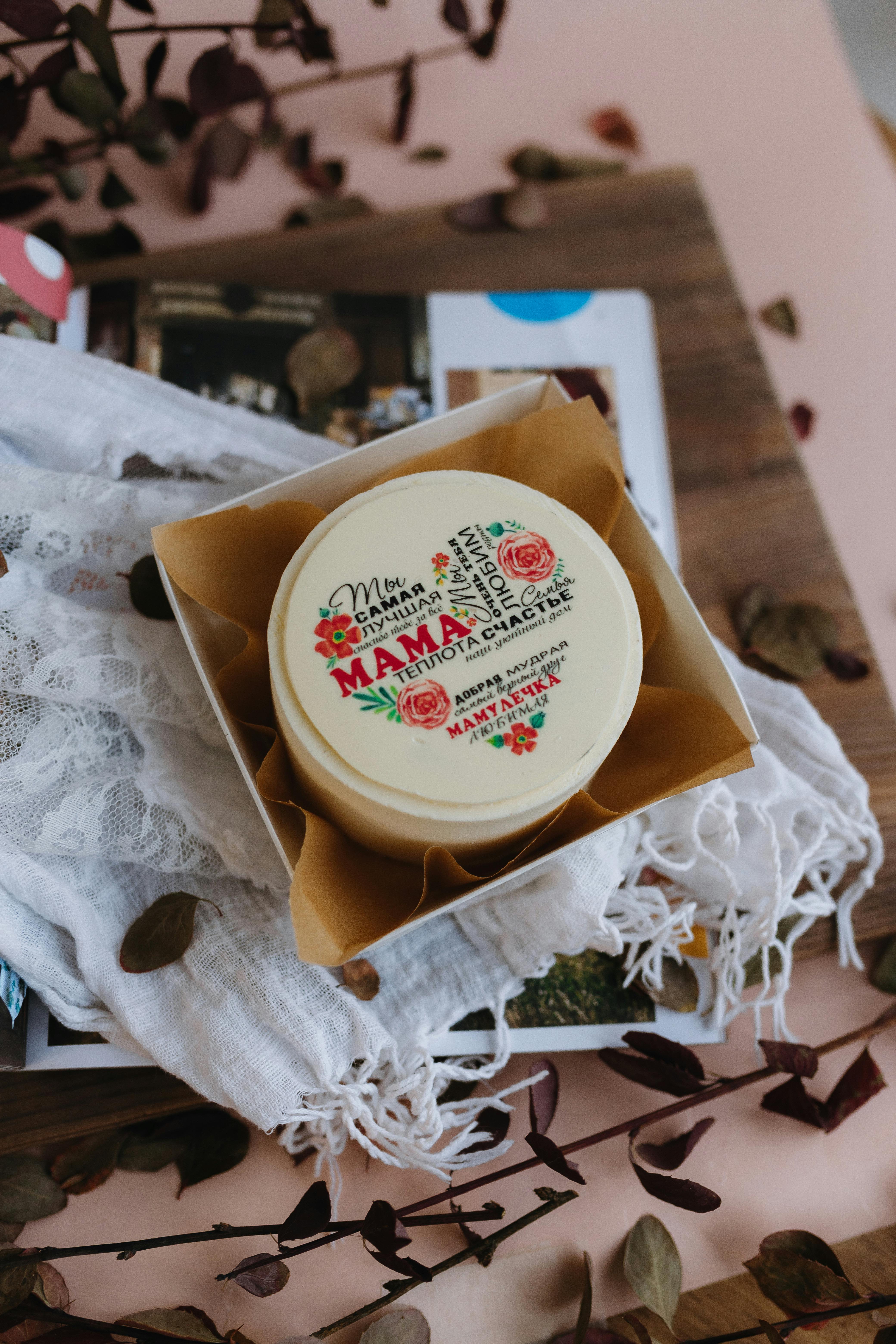 Handmade Mama cheese packaged with dried flowers · Free Stock Photo