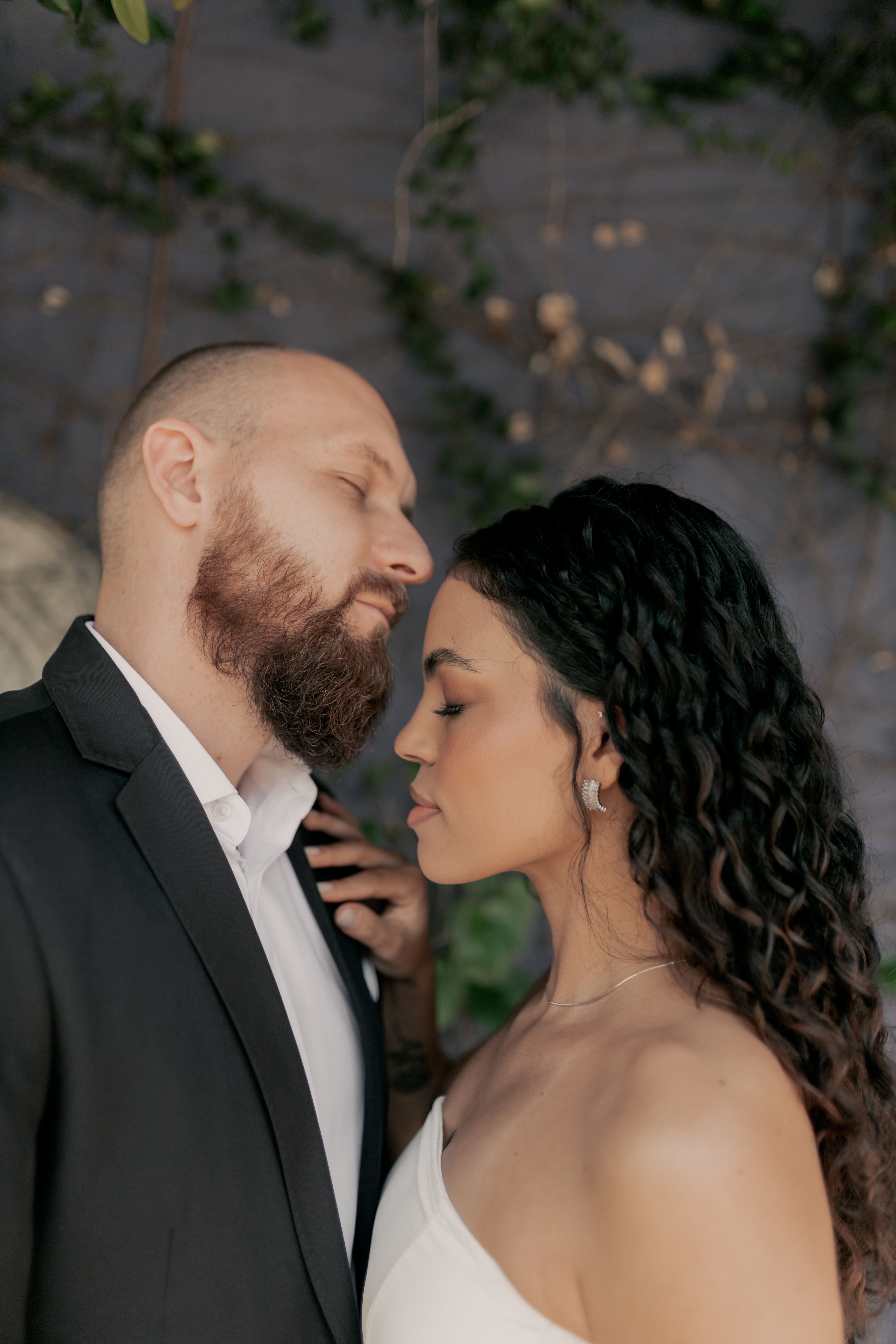 Romantic Couple in Elegant Attire Close Up · Free Stock Photo
