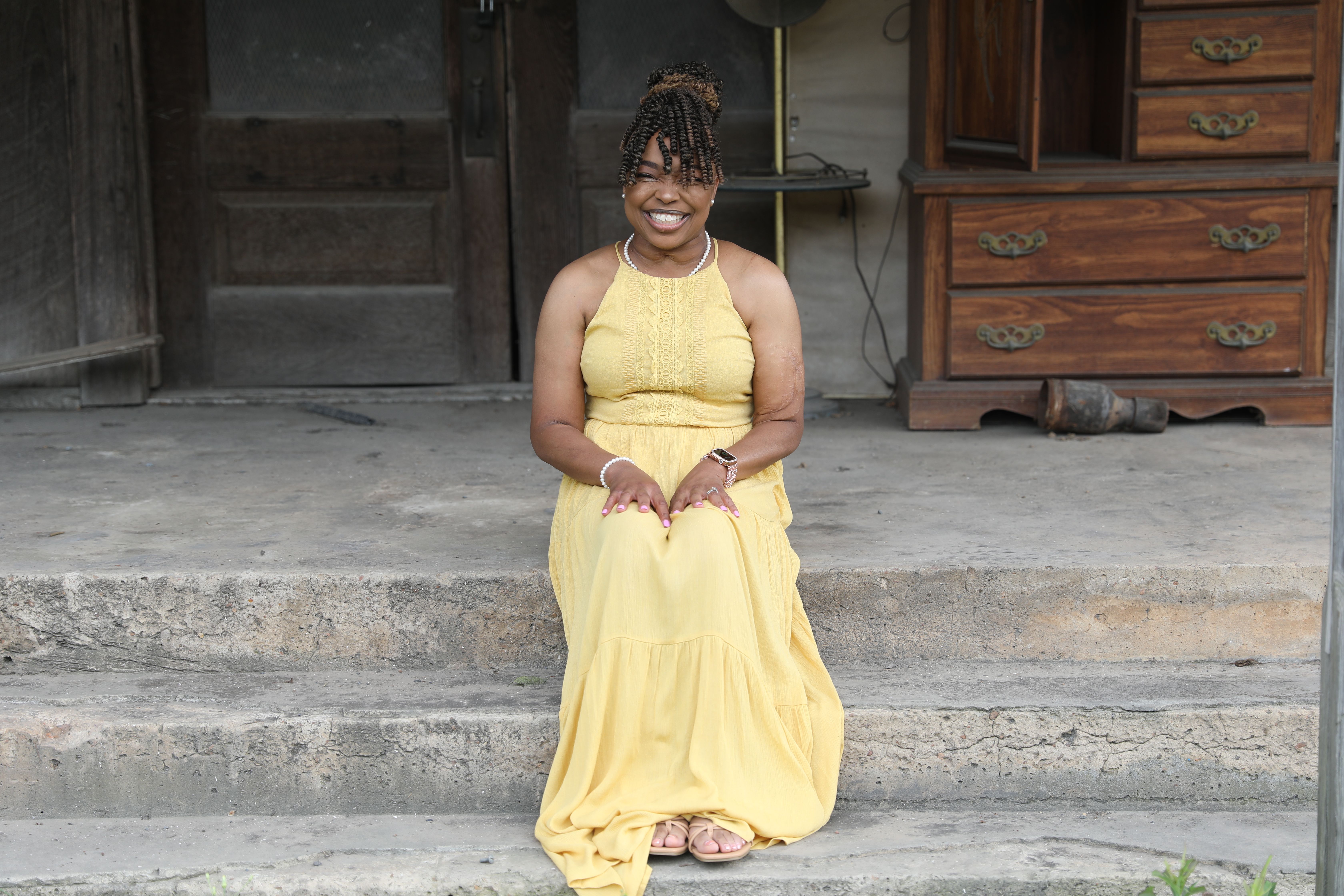Women In Yellow Dress Photos, Download The BEST Free Women In Yellow ...