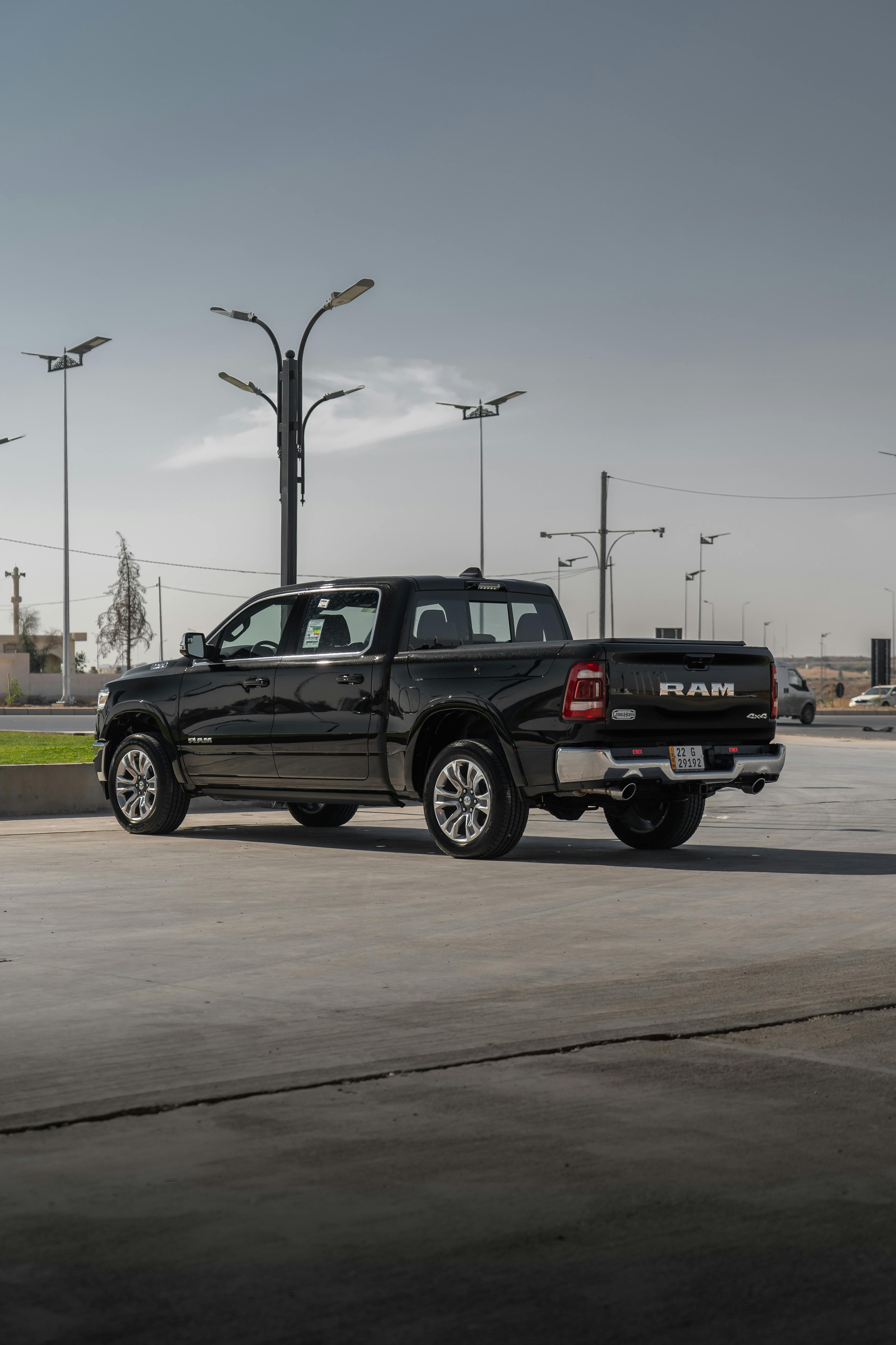 Understanding the Relationship Between Low Power Factor and Generator ...