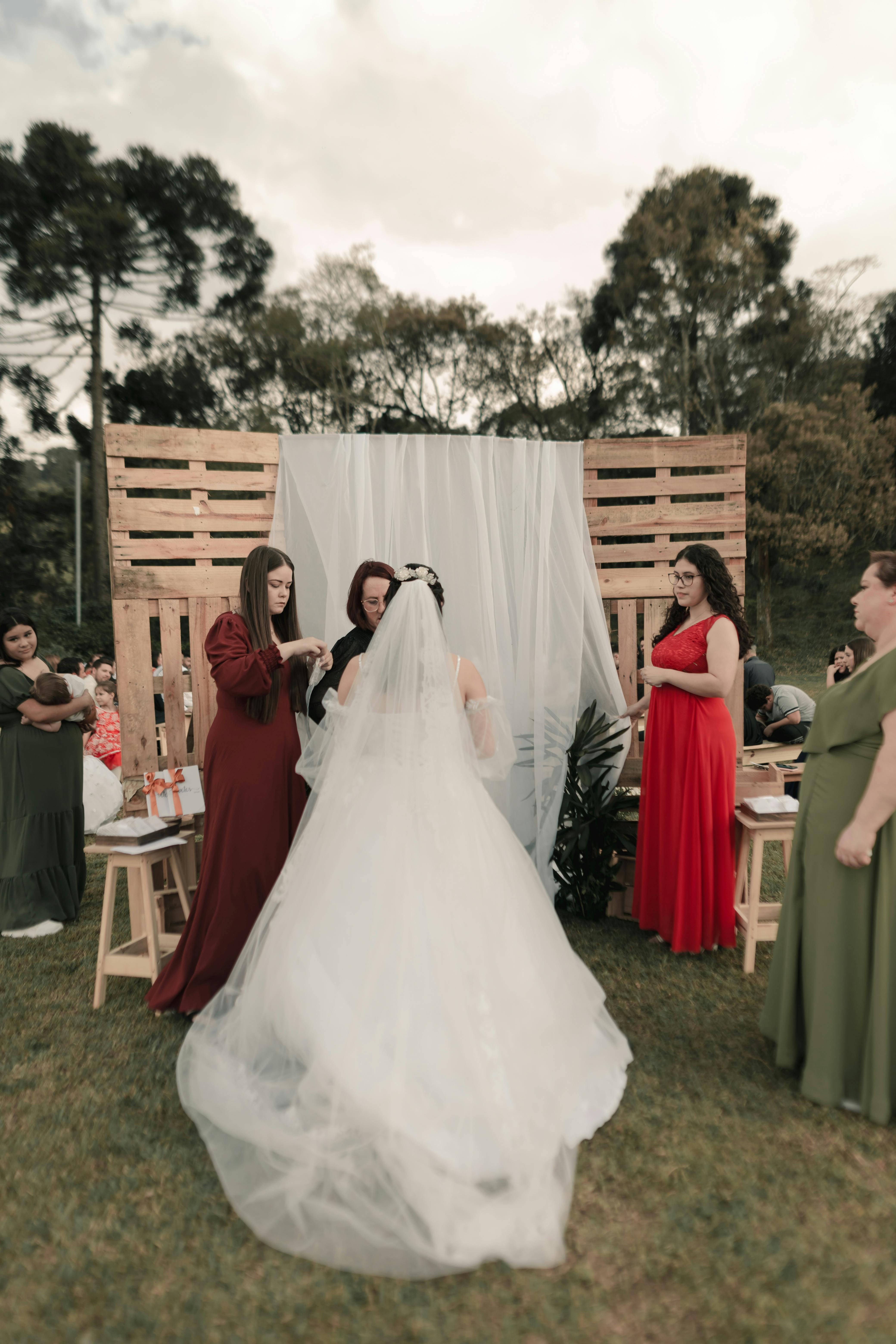 Outdoor Wedding Ceremony with Bridal Party · Free Stock Photo