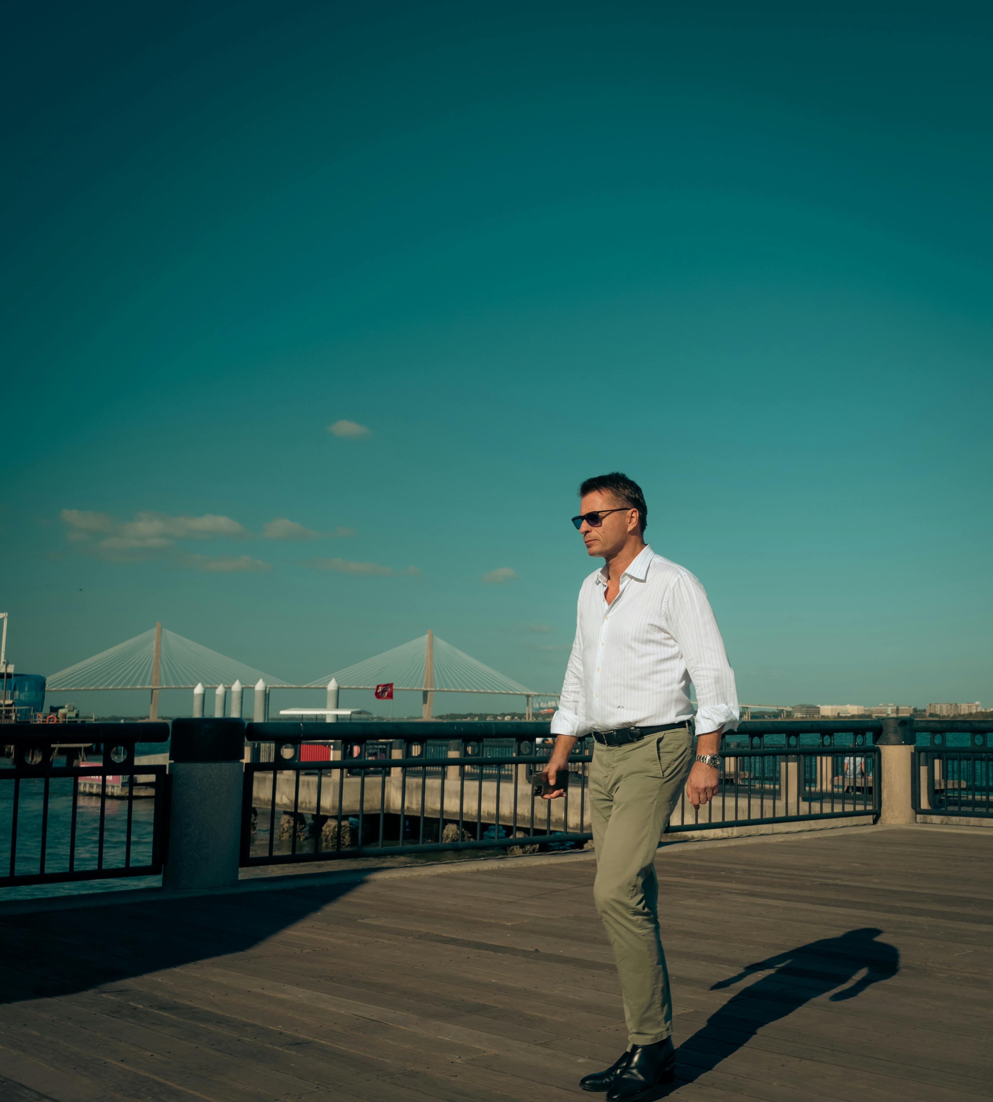 Shadow Bridge Photos, Download The BEST Free Shadow Bridge Stock Photos ...