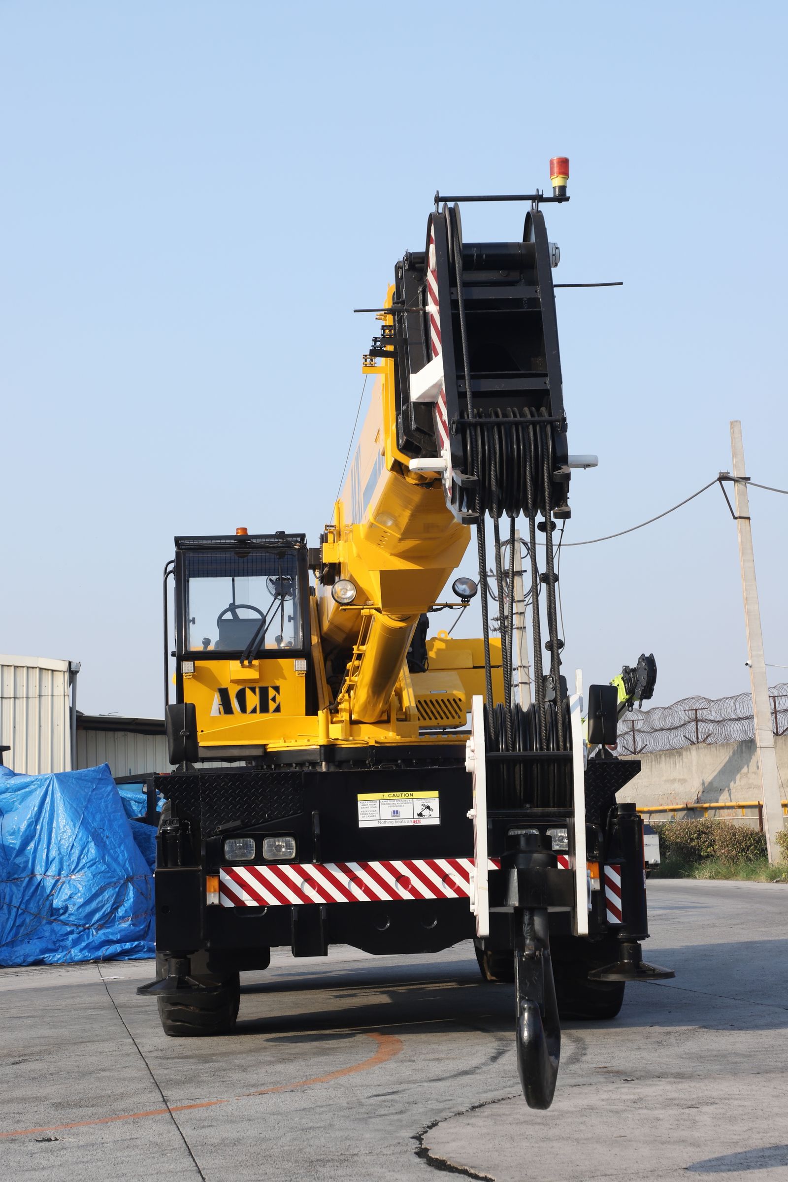 Mobile Crane Photos, Download The BEST Free Mobile Crane Stock Photos ...