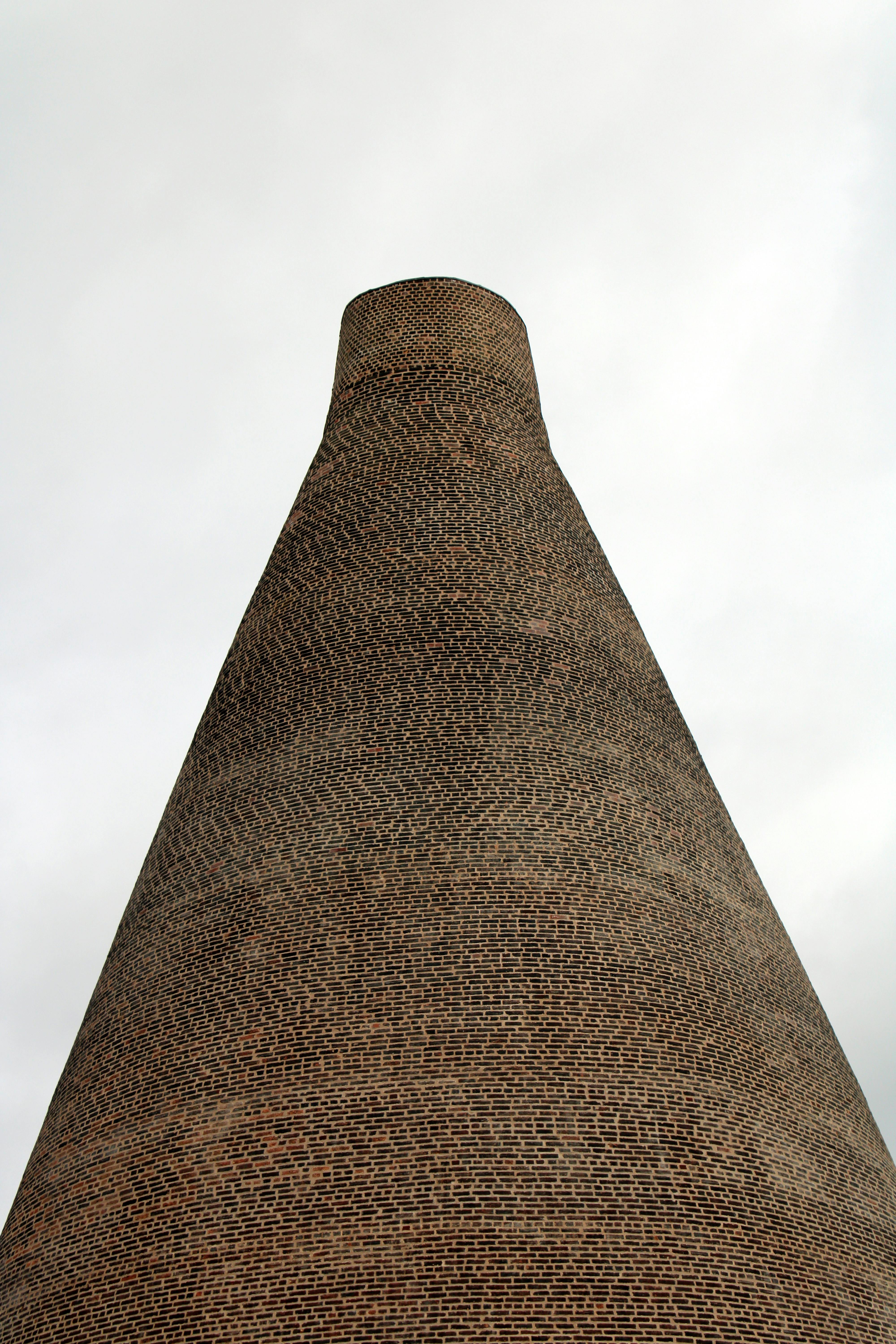 Historic Glass Cone Architecture in England · Free Stock Photo