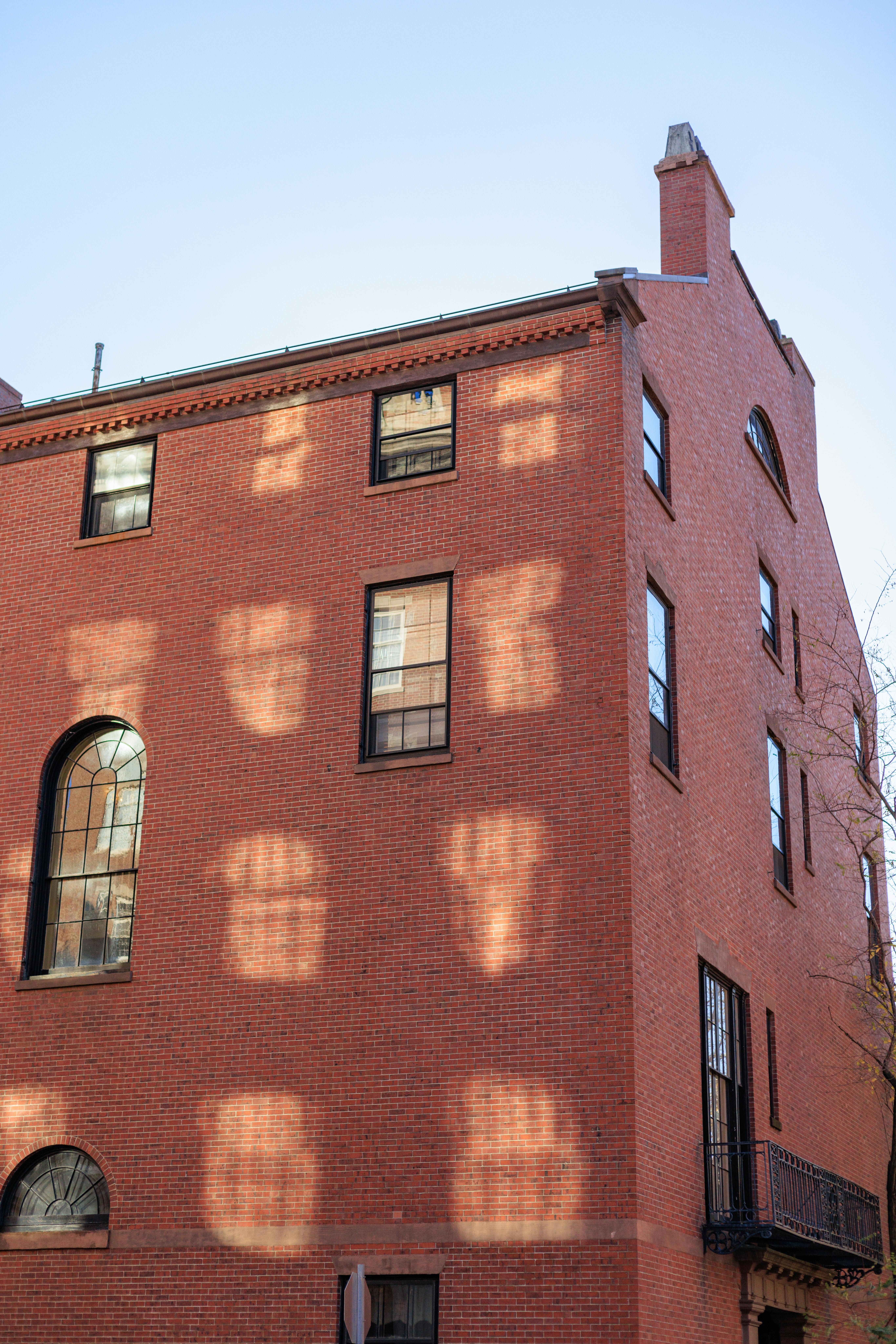 Historic Brick Building in Boston at Daytime · Free Stock Photo