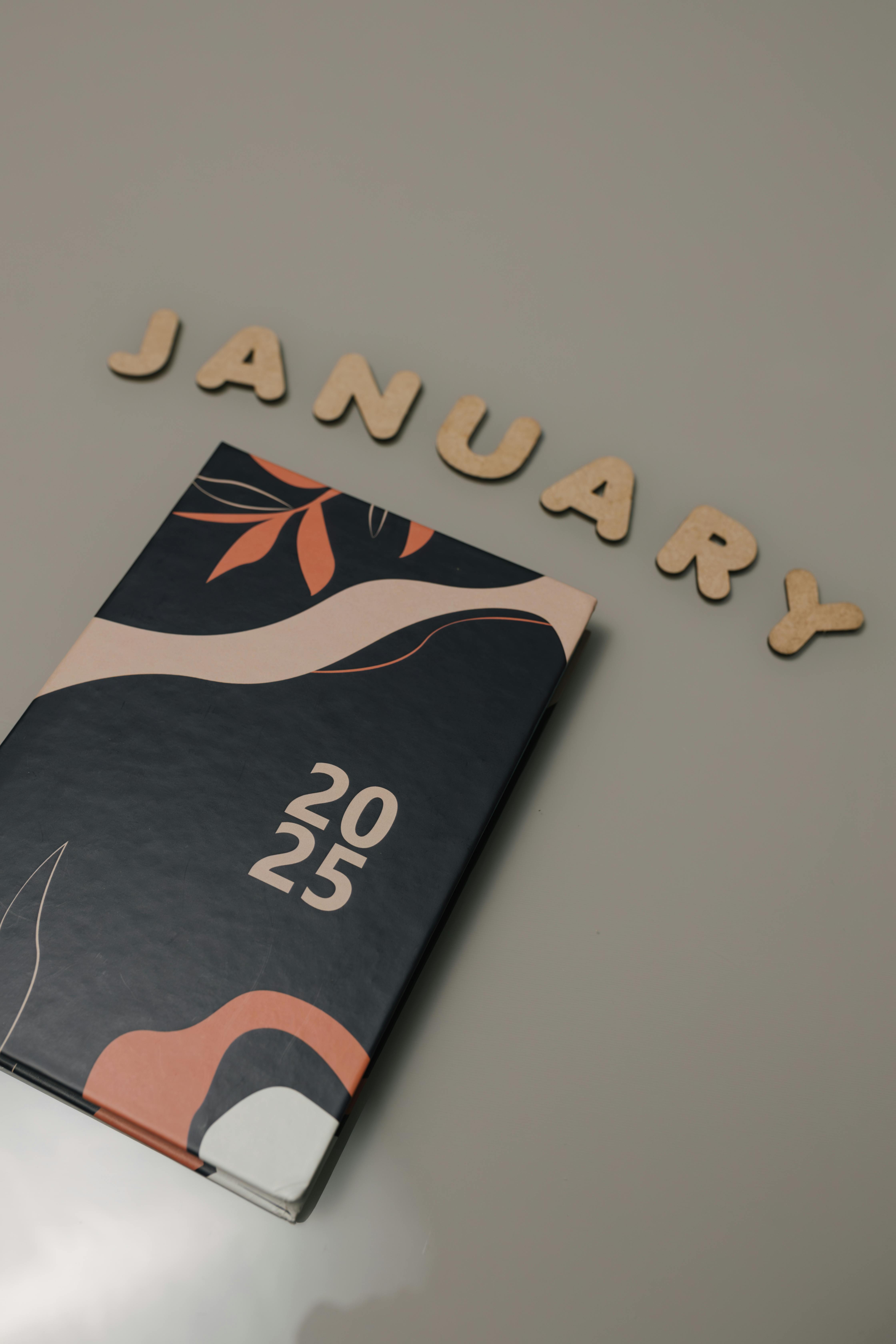 Inspirational Quotes On A Planner · Free Stock Photo