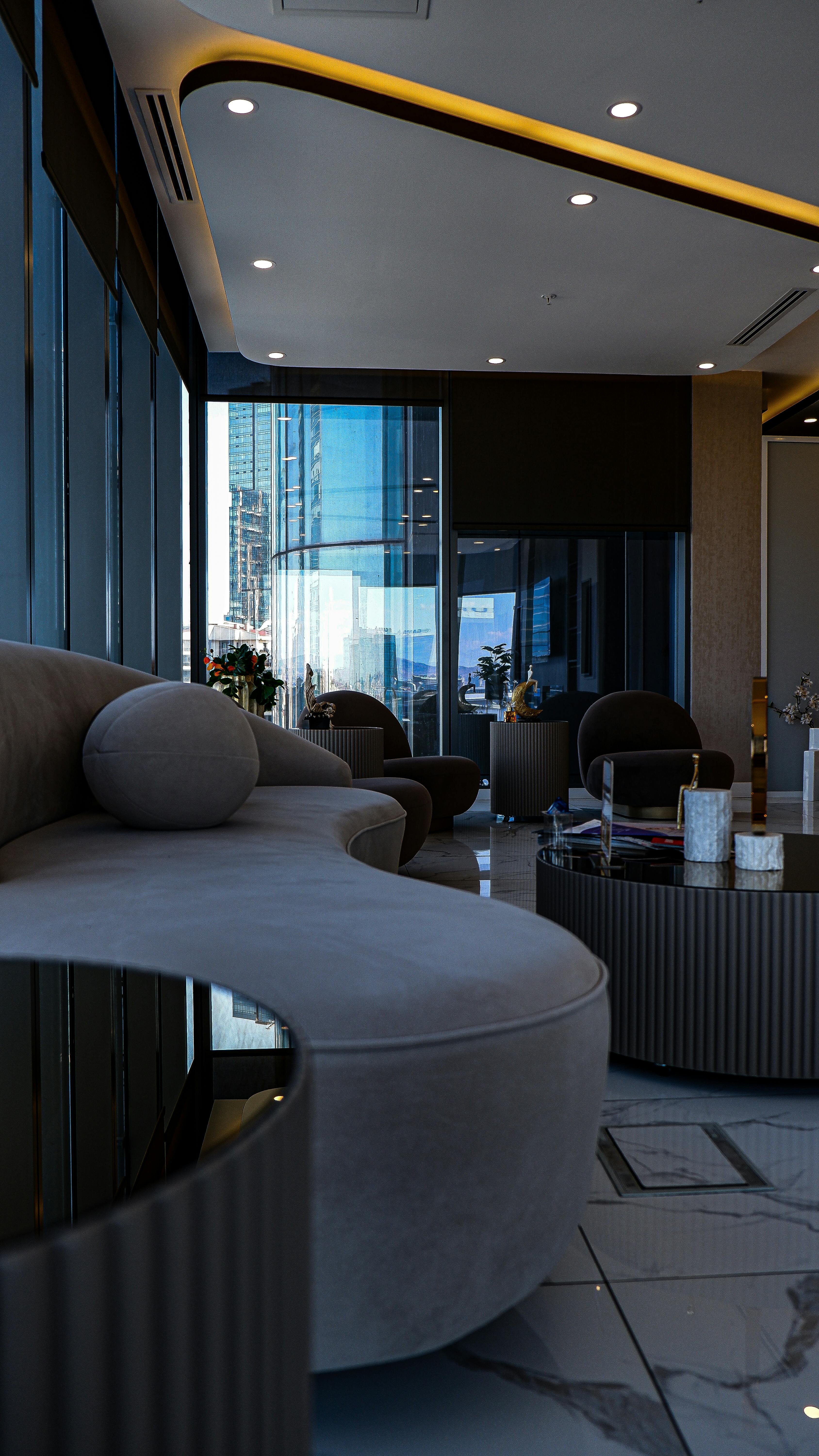 Modern Lounge Interior in Ankara Office · Free Stock Photo