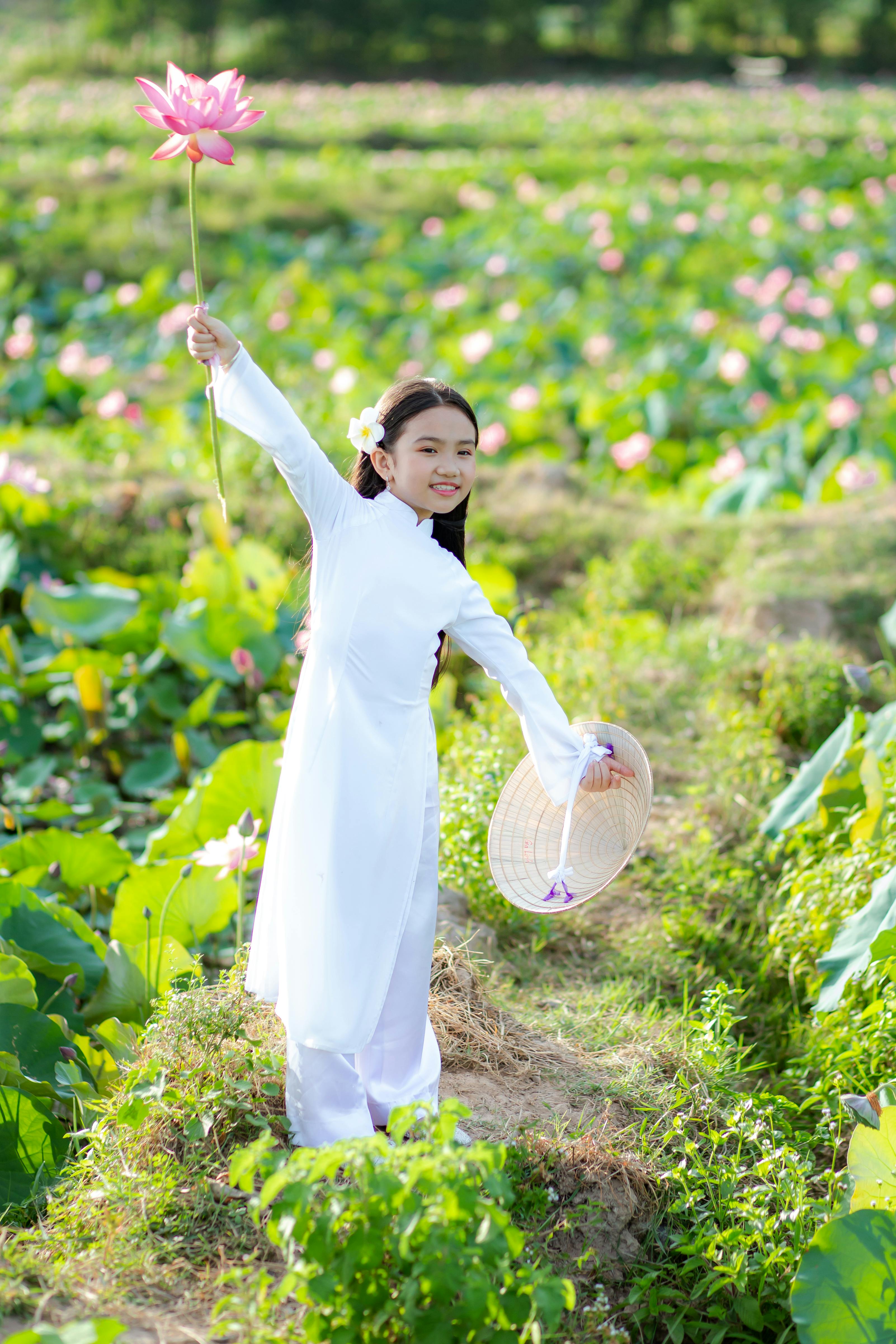 Telegraph+Cute+Girls Photos, Download The BEST Free Telegraph+Cute ...