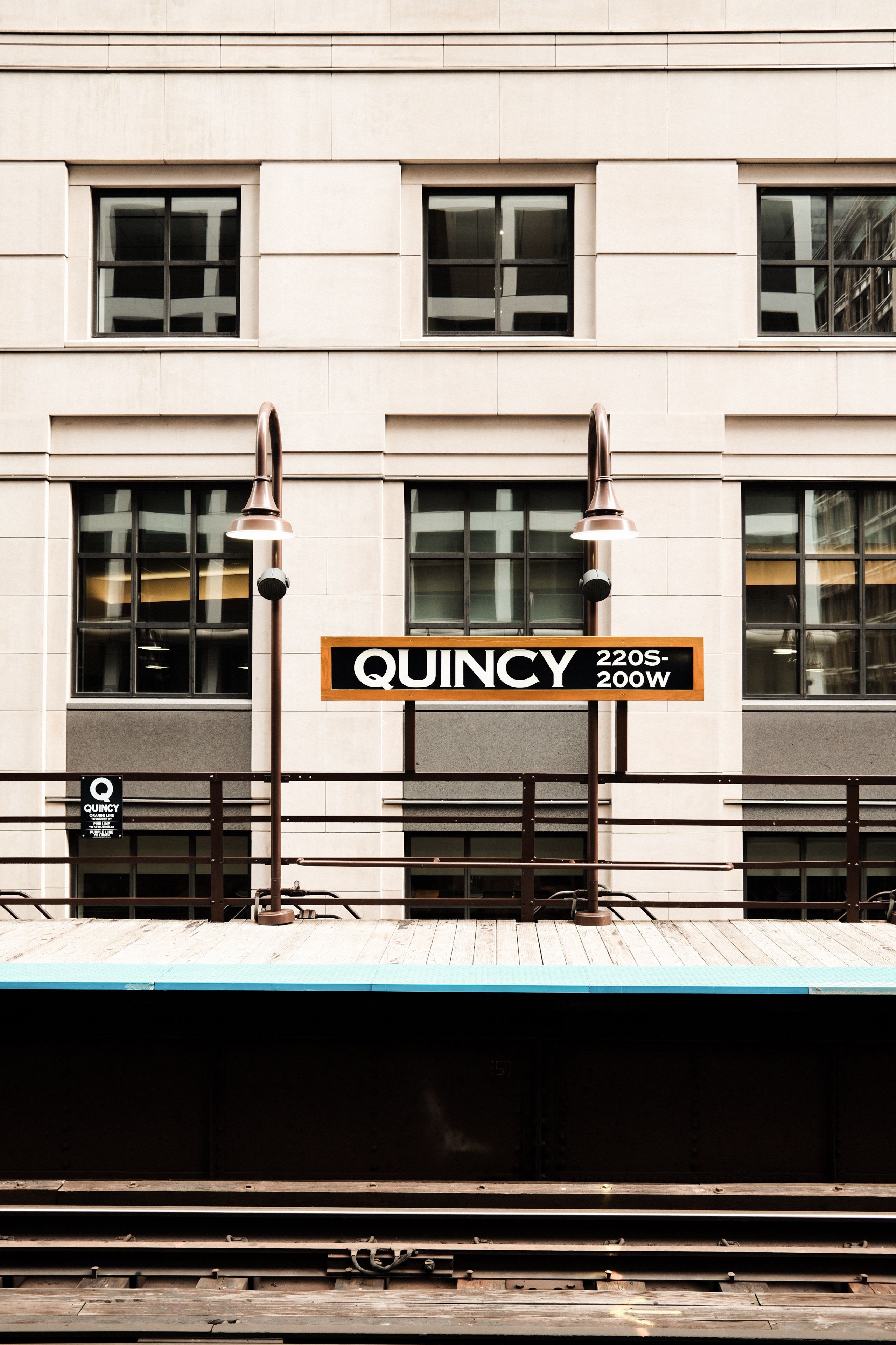 Quincy Station in Chicago's Loop Area · Free Stock Photo