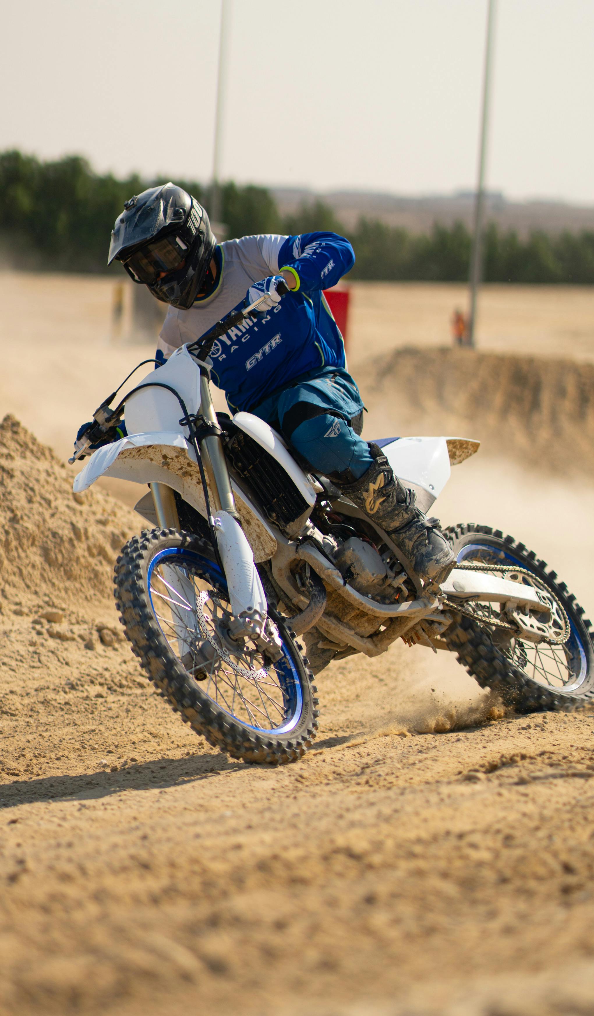 Kick Up Sand Photos, Download The BEST Free Kick Up Sand Stock Photos ...