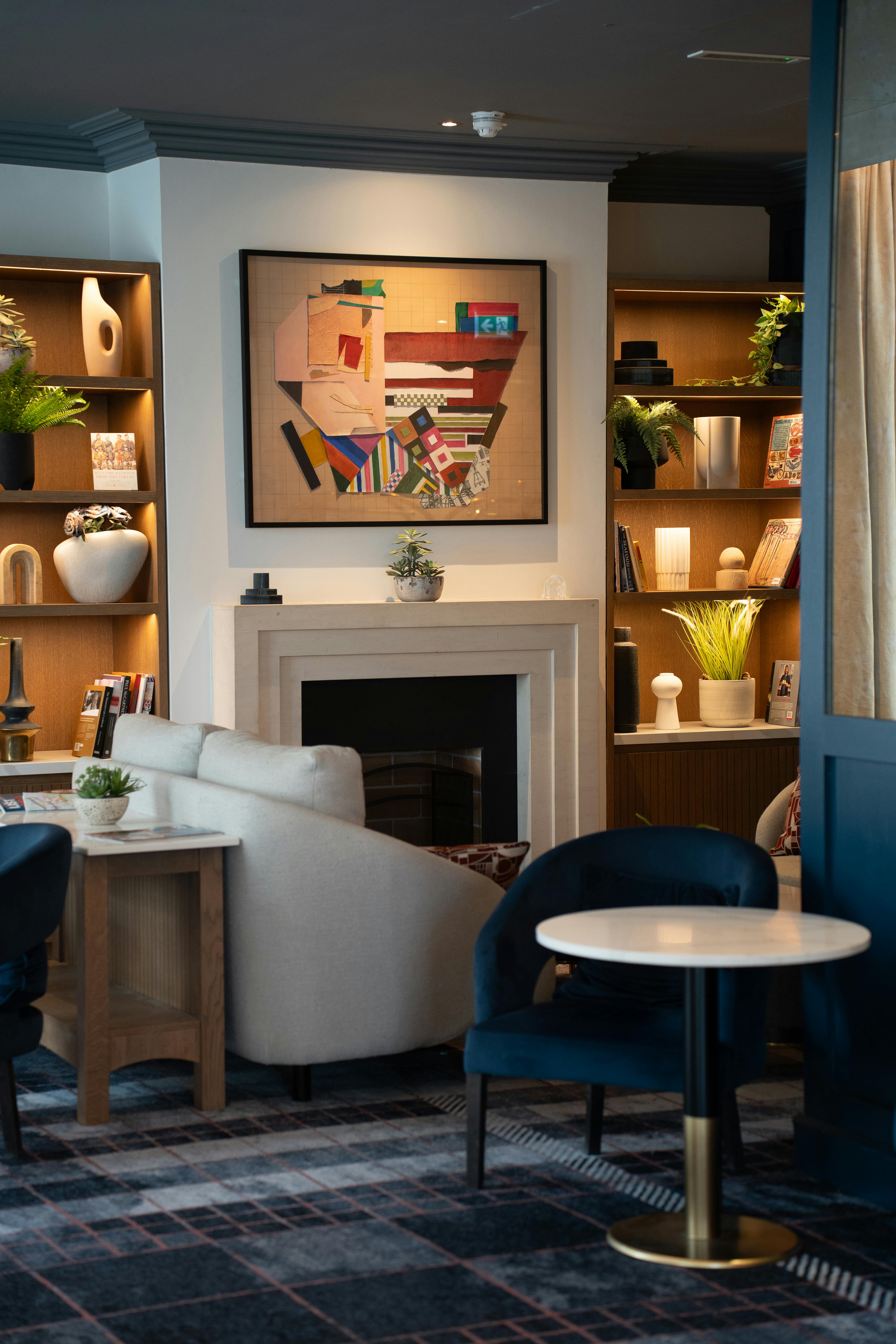 Cozy Lounge Area with Modern Interior Design · Free Stock Photo