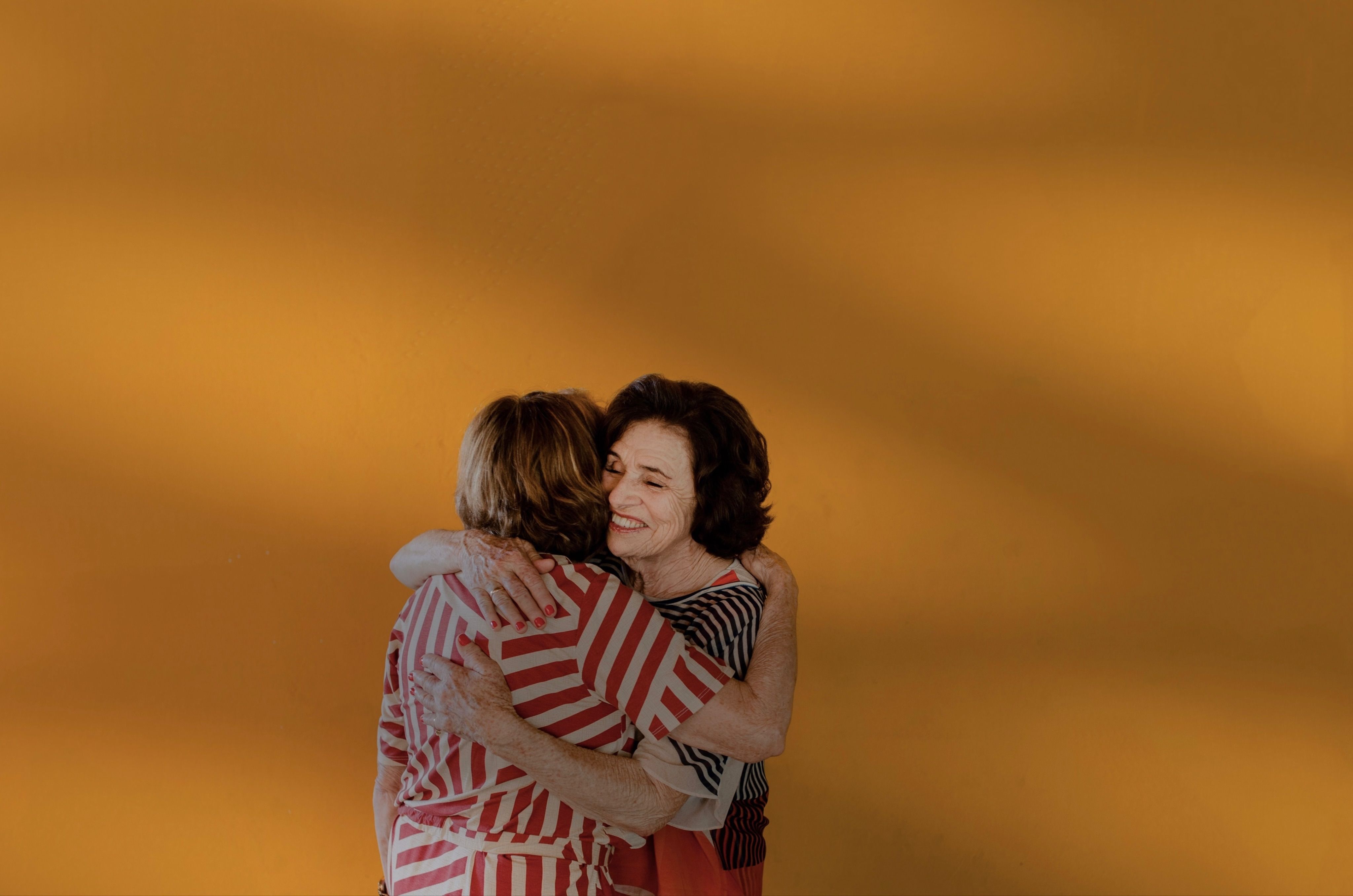 Reunion Photos, Download The BEST Free Reunion Stock Photos & HD Images