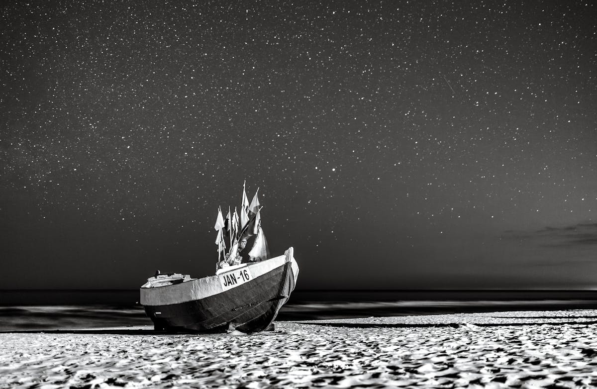 Ocean Night Photos, Download The BEST Free Ocean Night Stock Photos ...