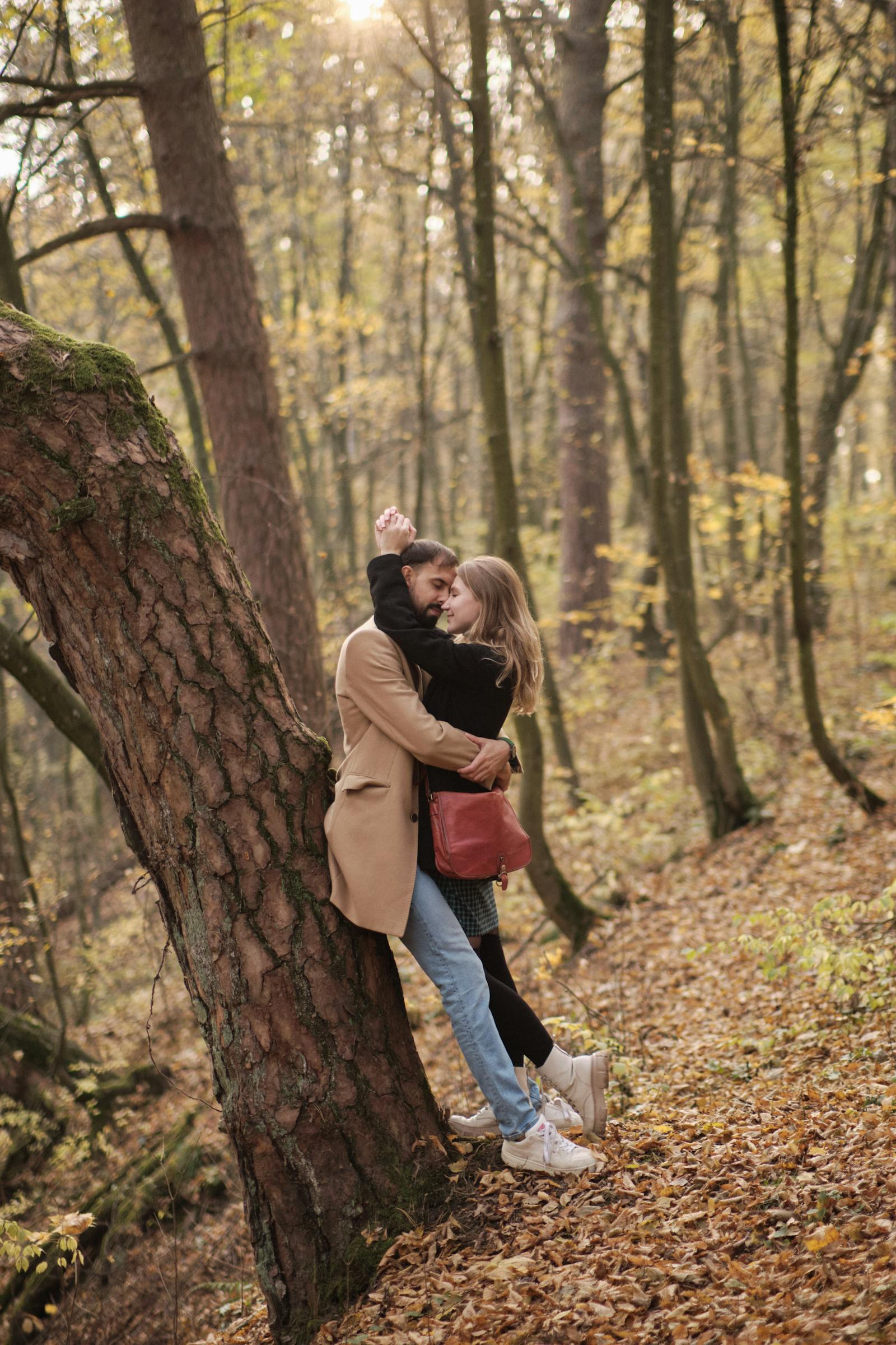 Fall Couple Photos, Download The BEST Free Fall Couple Stock Photos ...