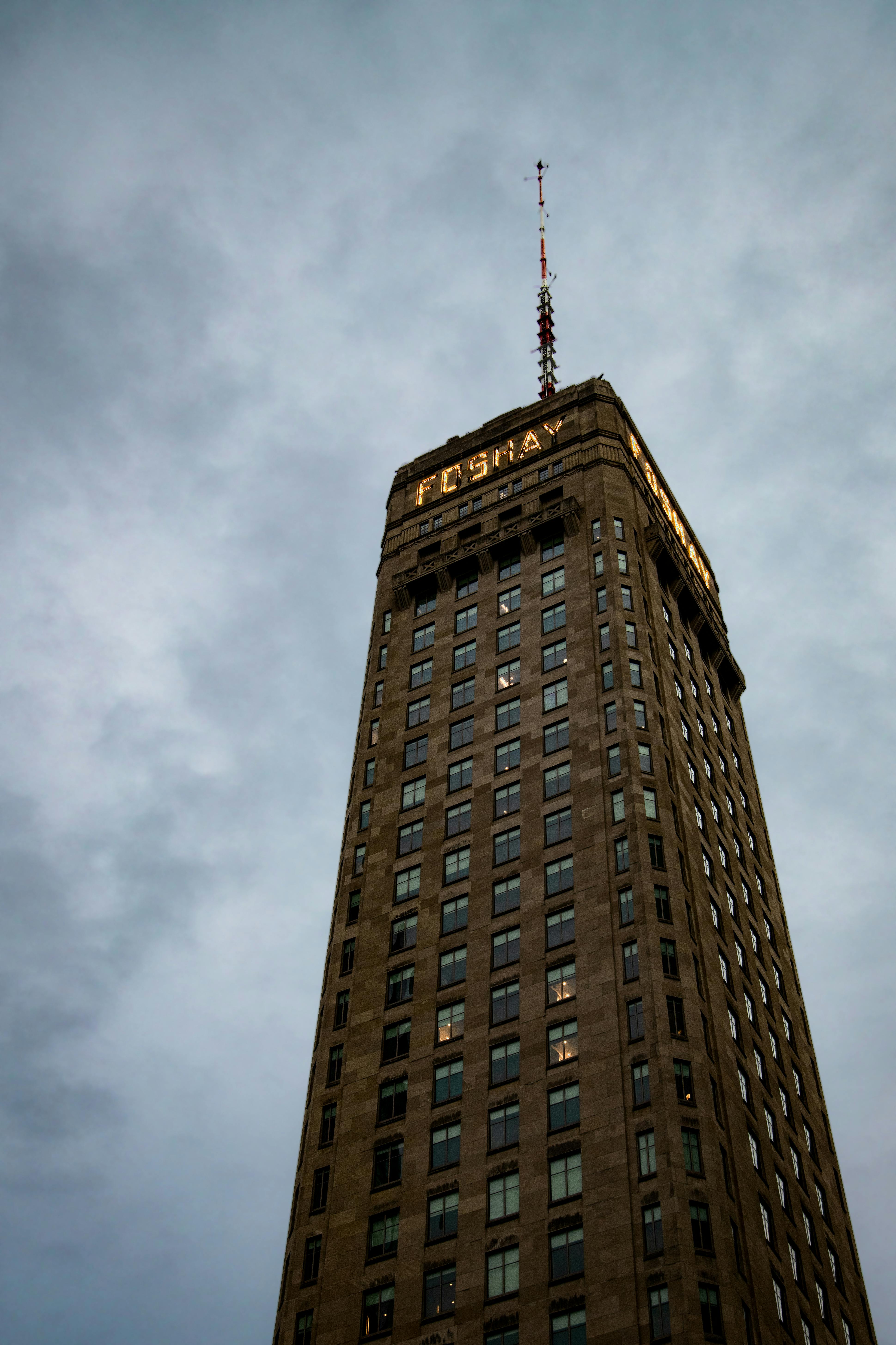 Foshay Tower in Minneapolis at Dusk · Free Stock Photo