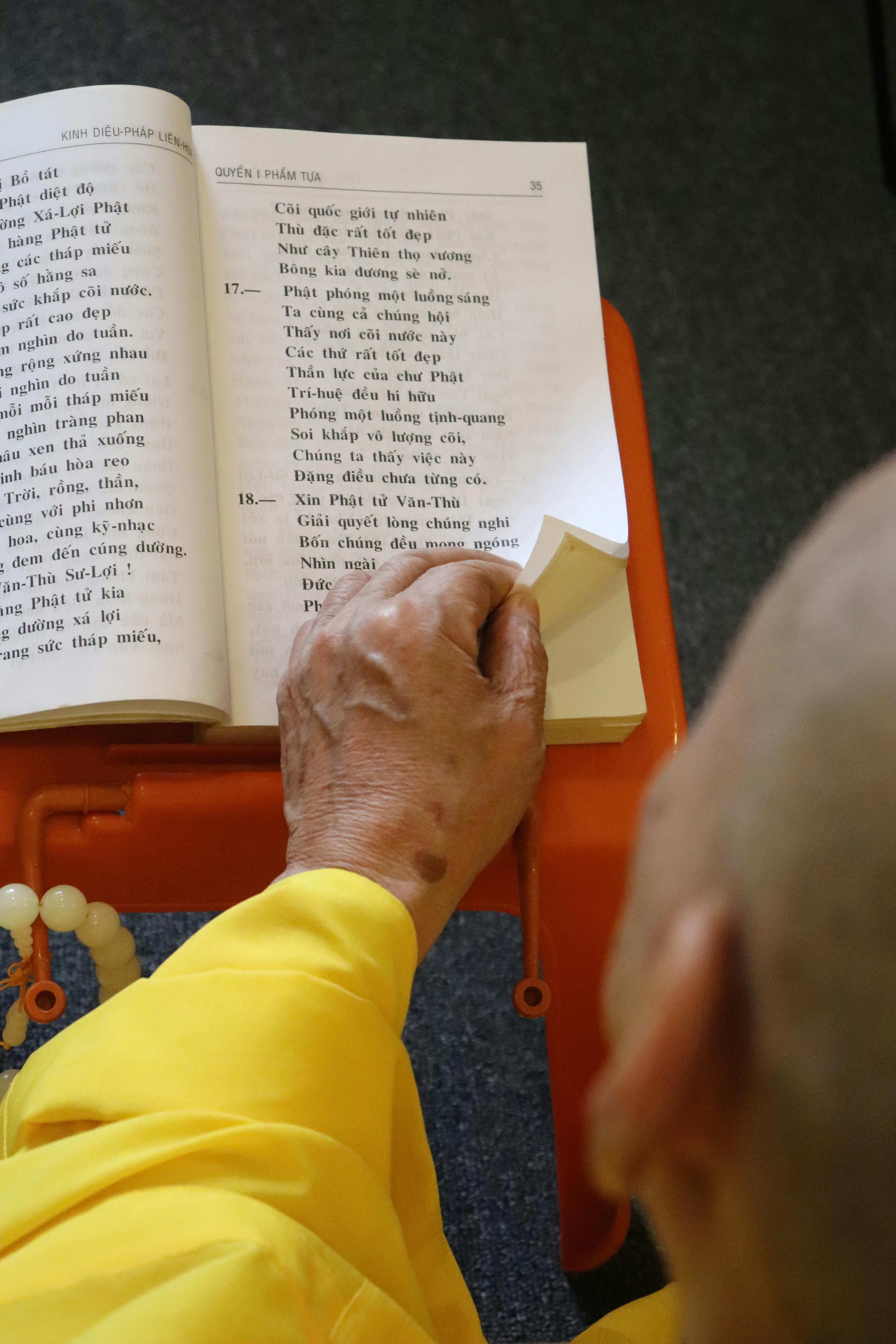 Buddhist Monk Reading in Ho Chi Minh City · Free Stock Photo