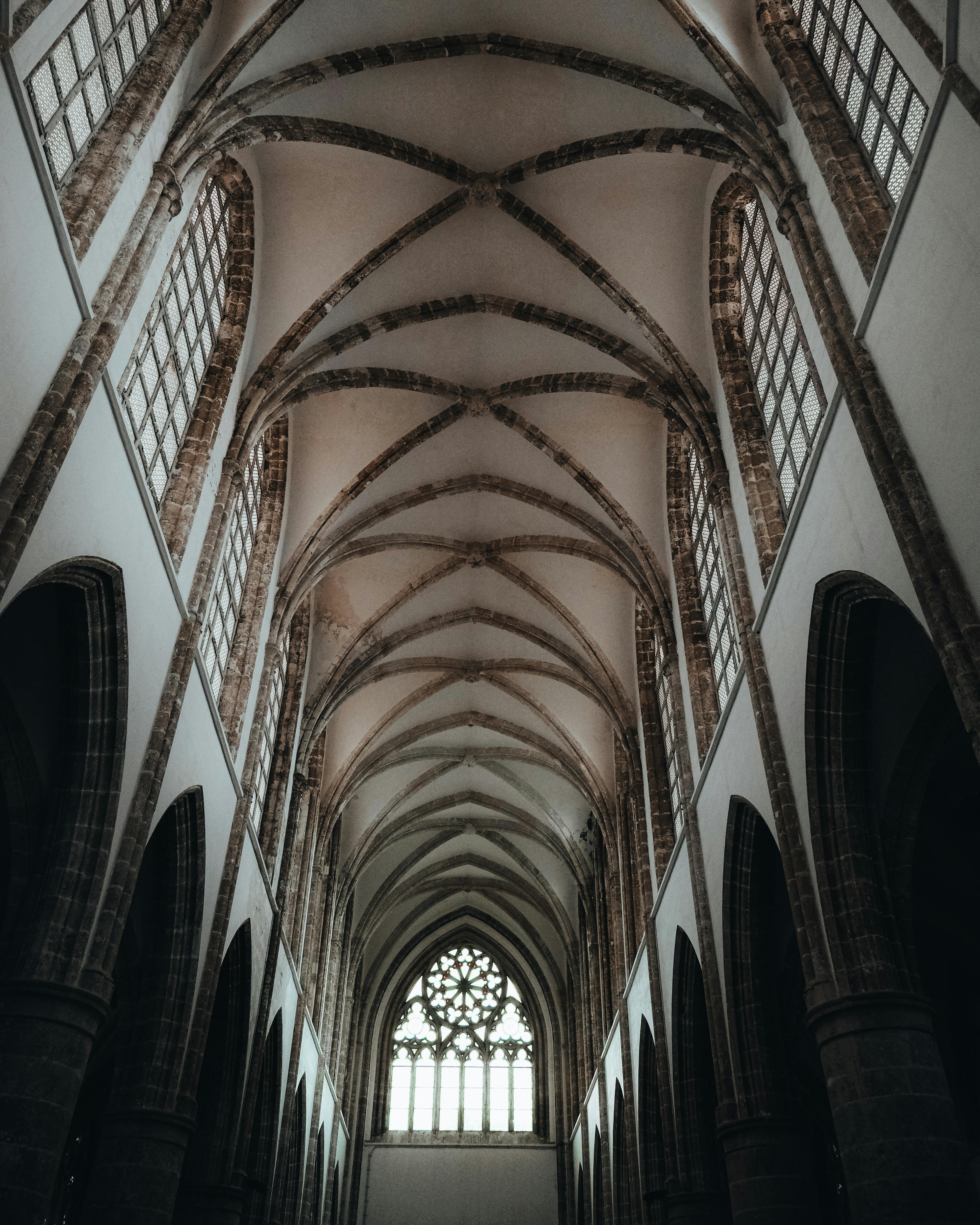 Gothic Architecture Interior with Vaulted Ceilings · Free Stock Photo