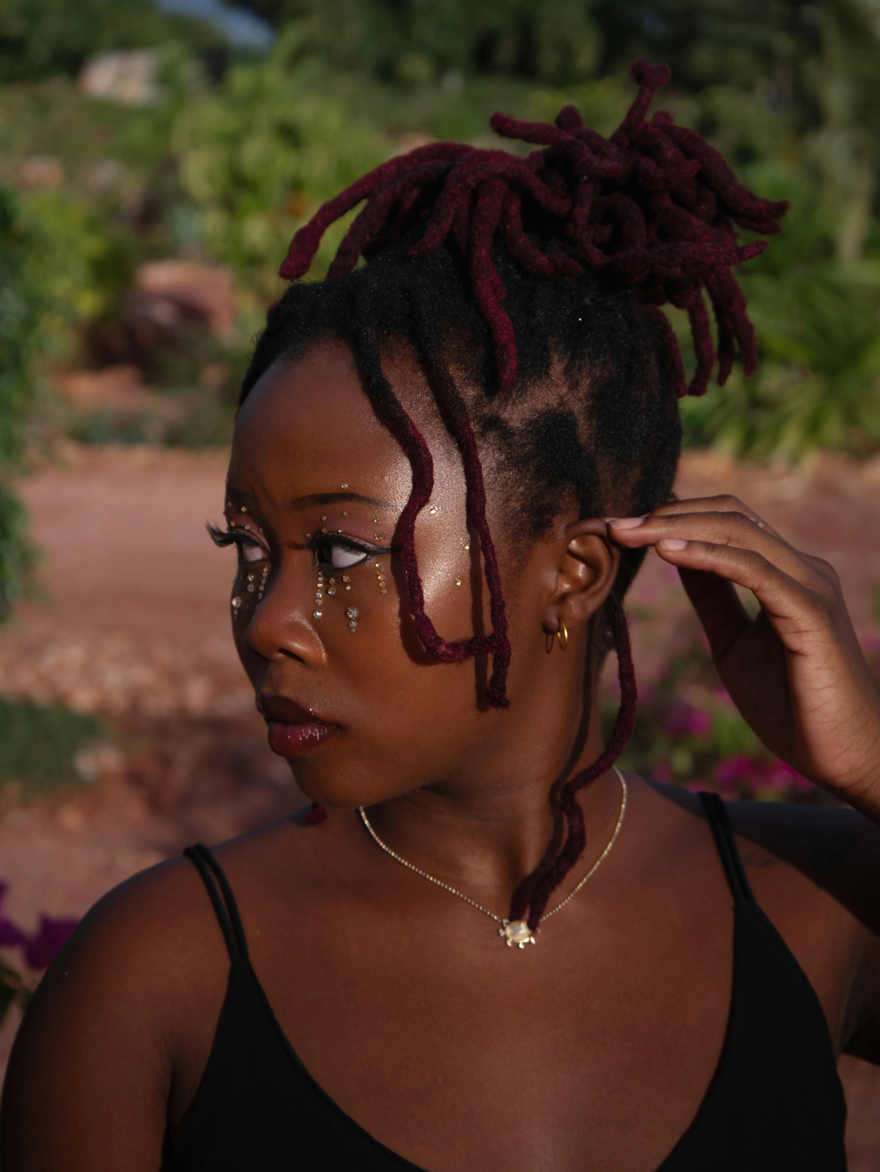 Woman Profile Photos, Download The BEST Free Woman Profile Stock Photos ...