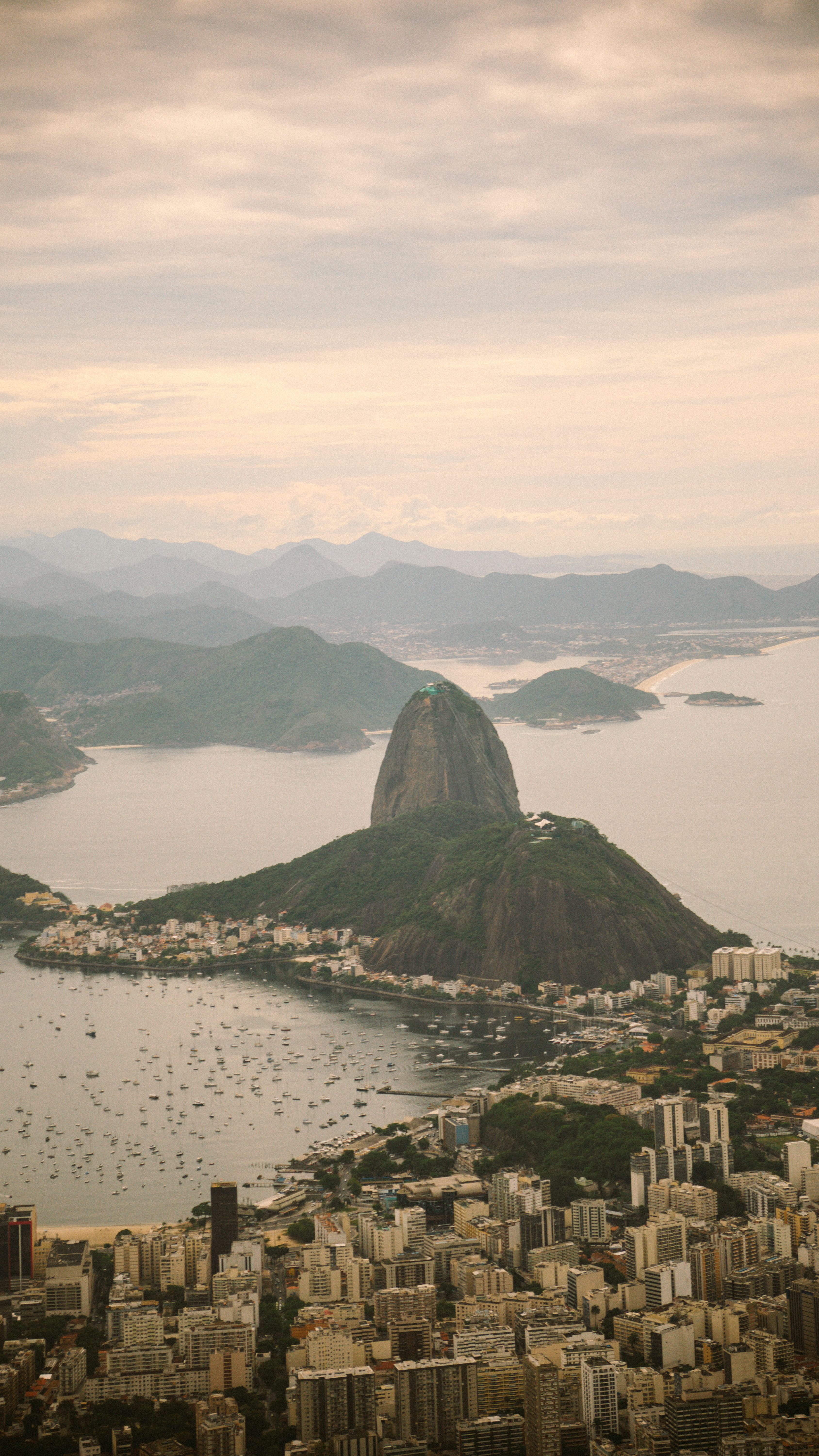 Vista Aérea Del Pan De Azúcar En Río De Janeiro · Foto de stock gratuita