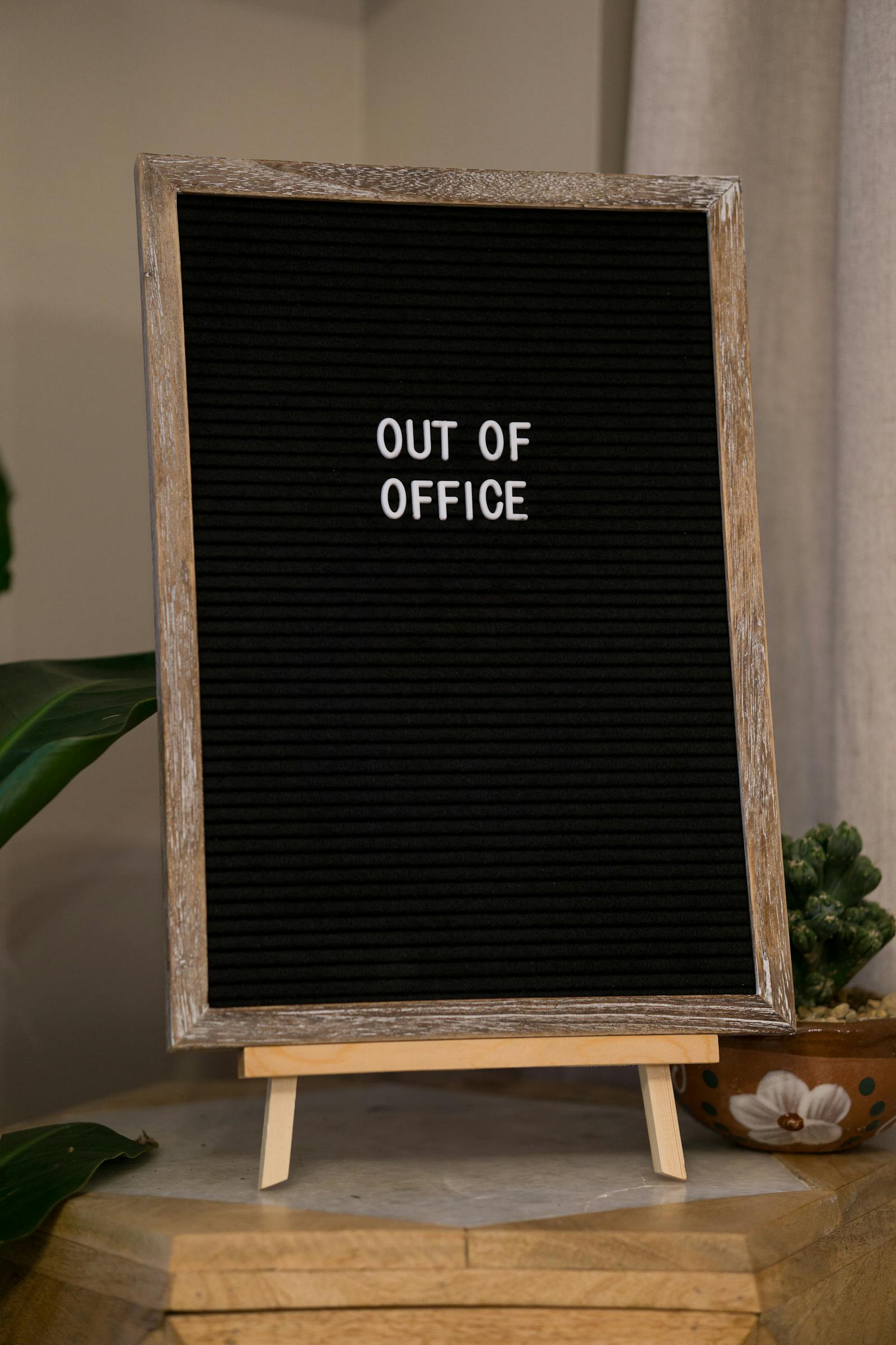 Out Of Office Photos, Download The BEST Free Out Of Office Stock Photos ...