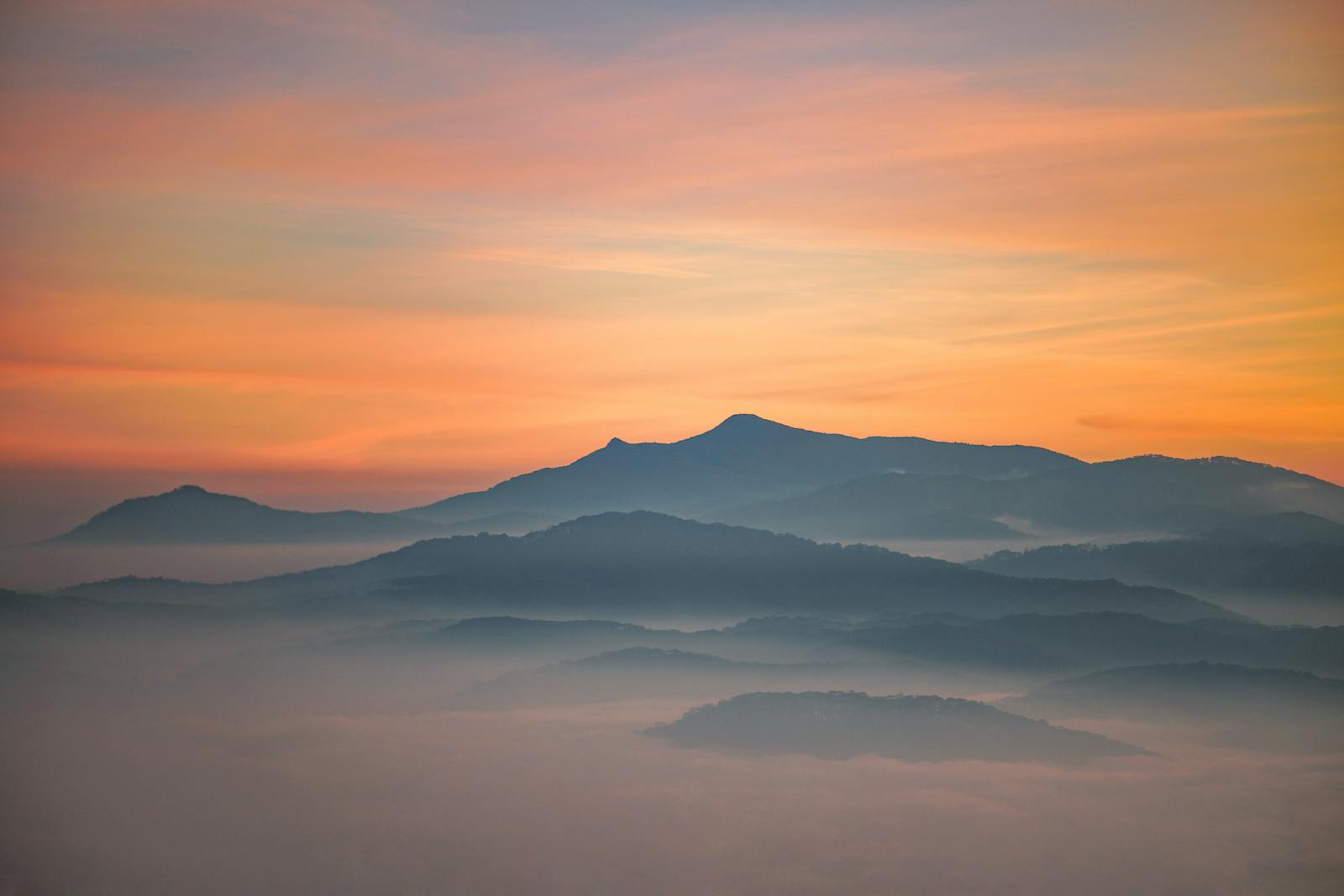 Mountain With Sunrise Photos, Download The BEST Free Mountain With ...