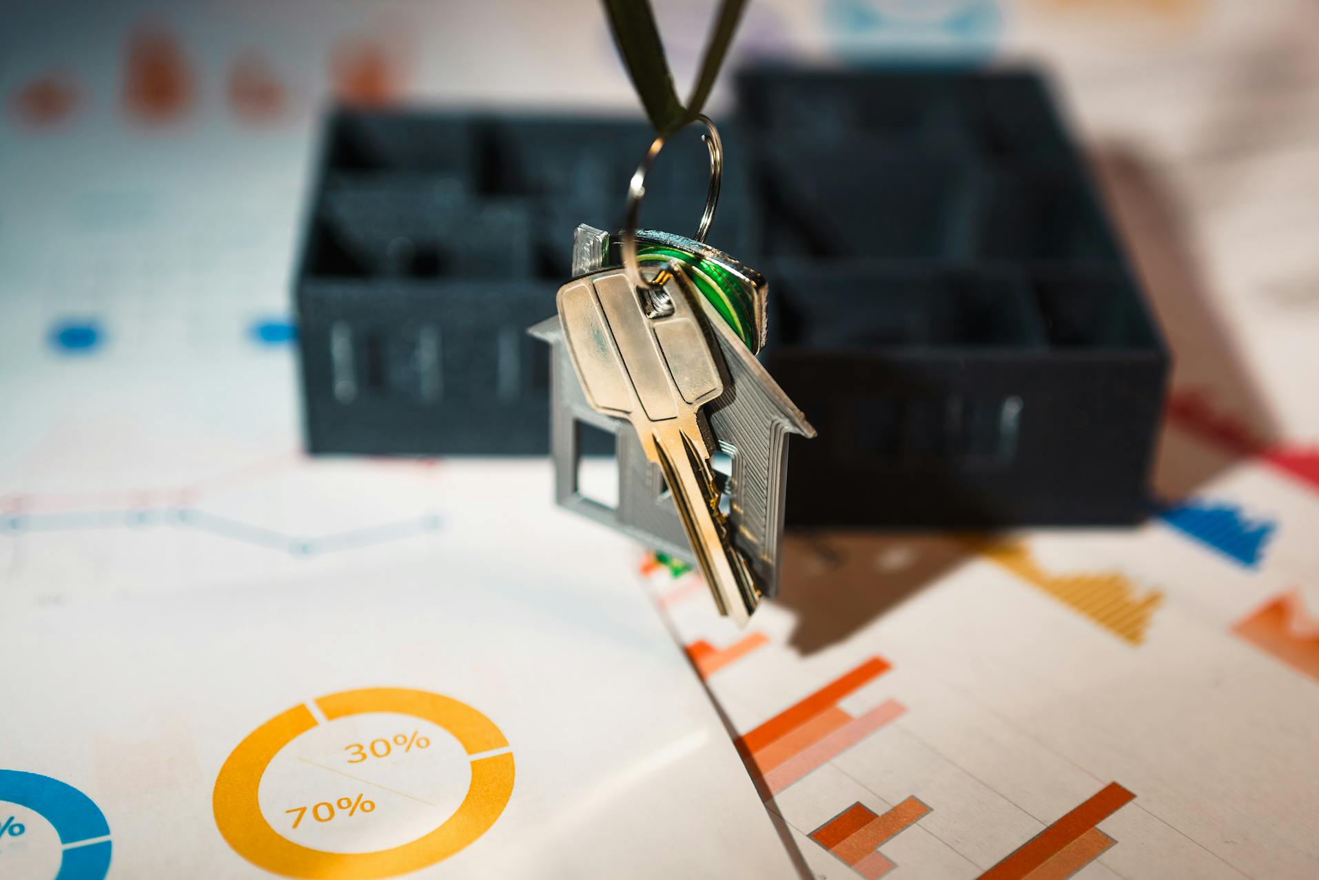 CGT Tax Rates UK: Thresholds and How They Affect You