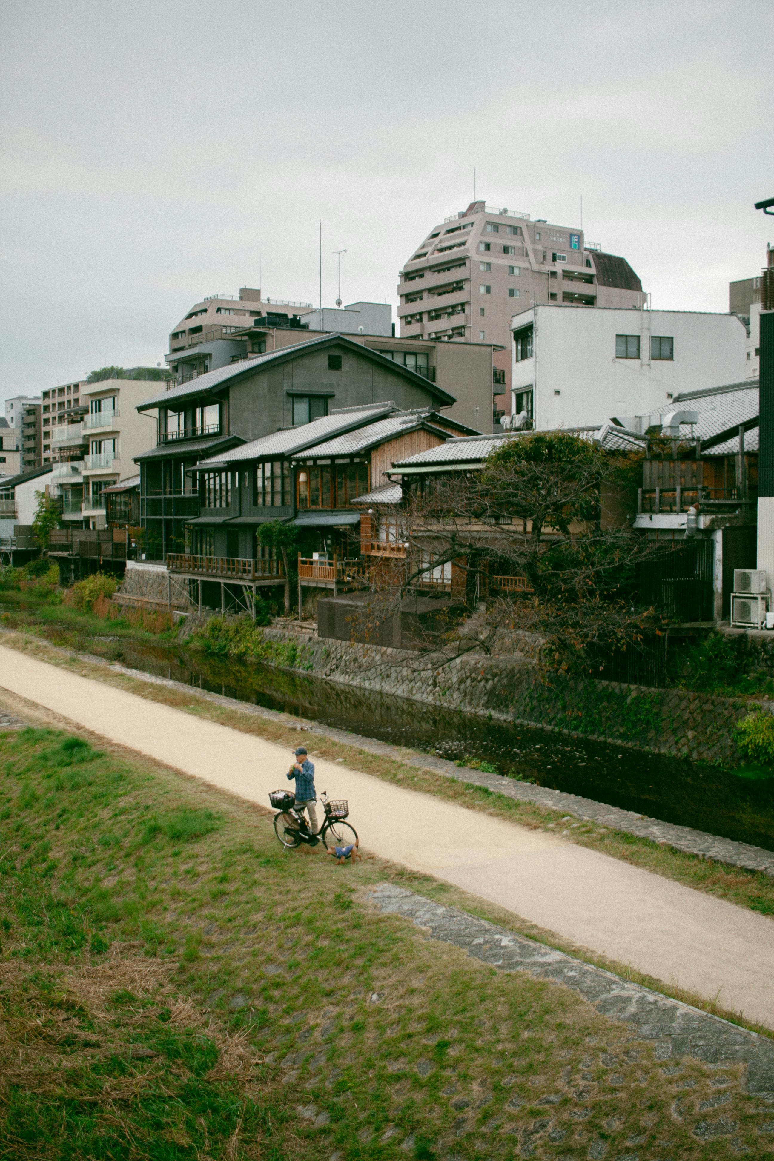 Scenic Riverside Pathway in Kyoto, Japan · Free Stock Photo