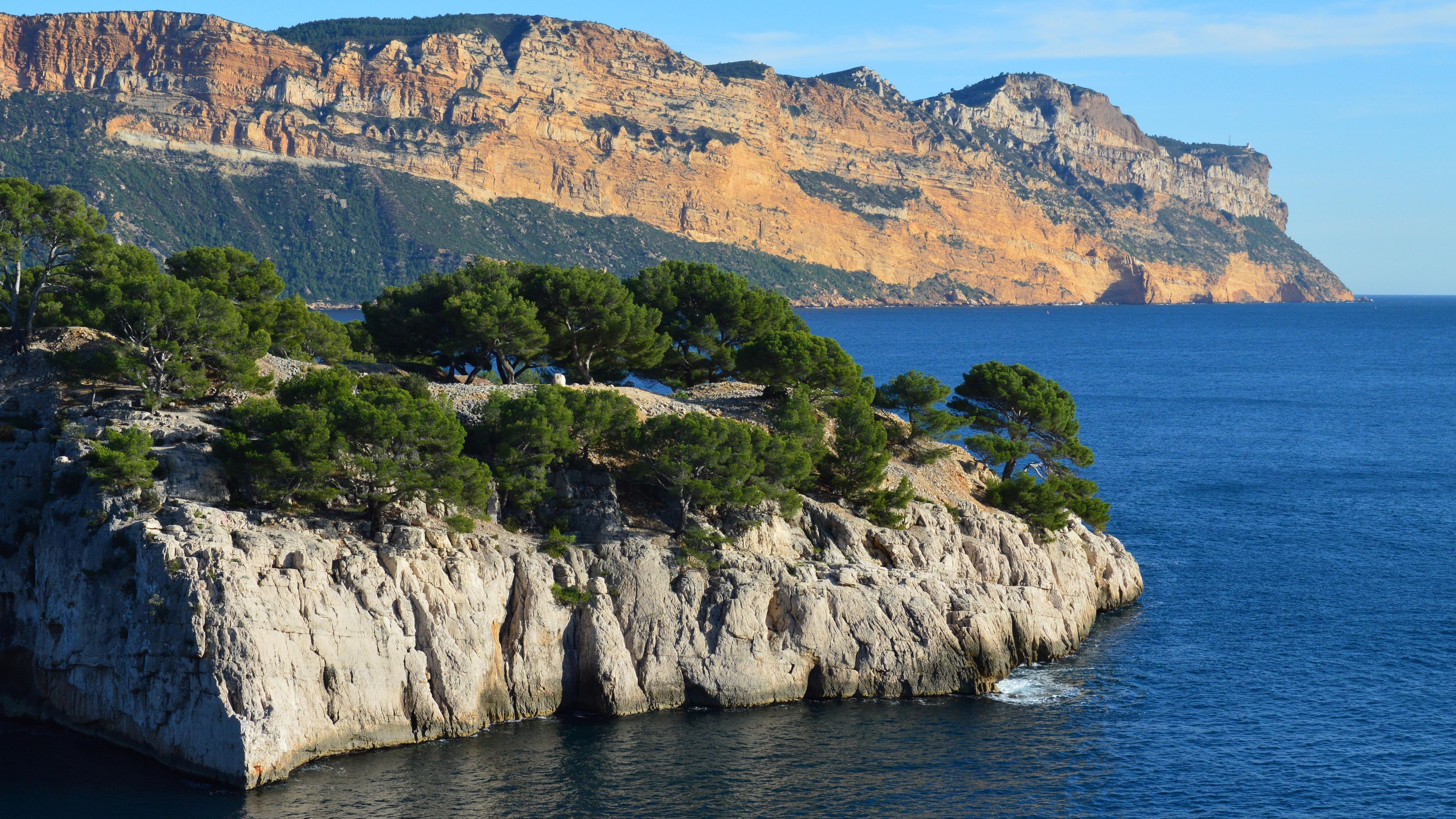 Stunning Cliffside View in Cassis, France · Free Stock Photo