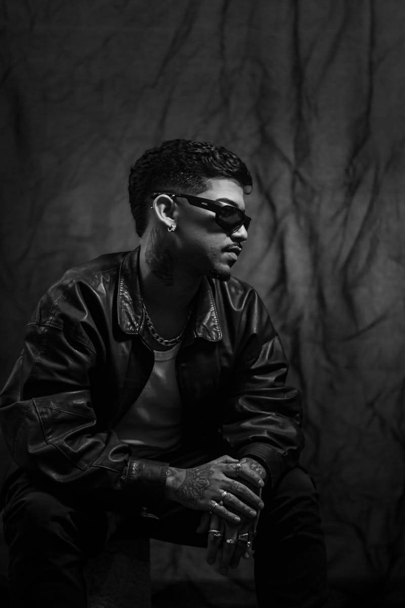 Grayscale Portrait Photos, Download The BEST Free Grayscale Portrait ...