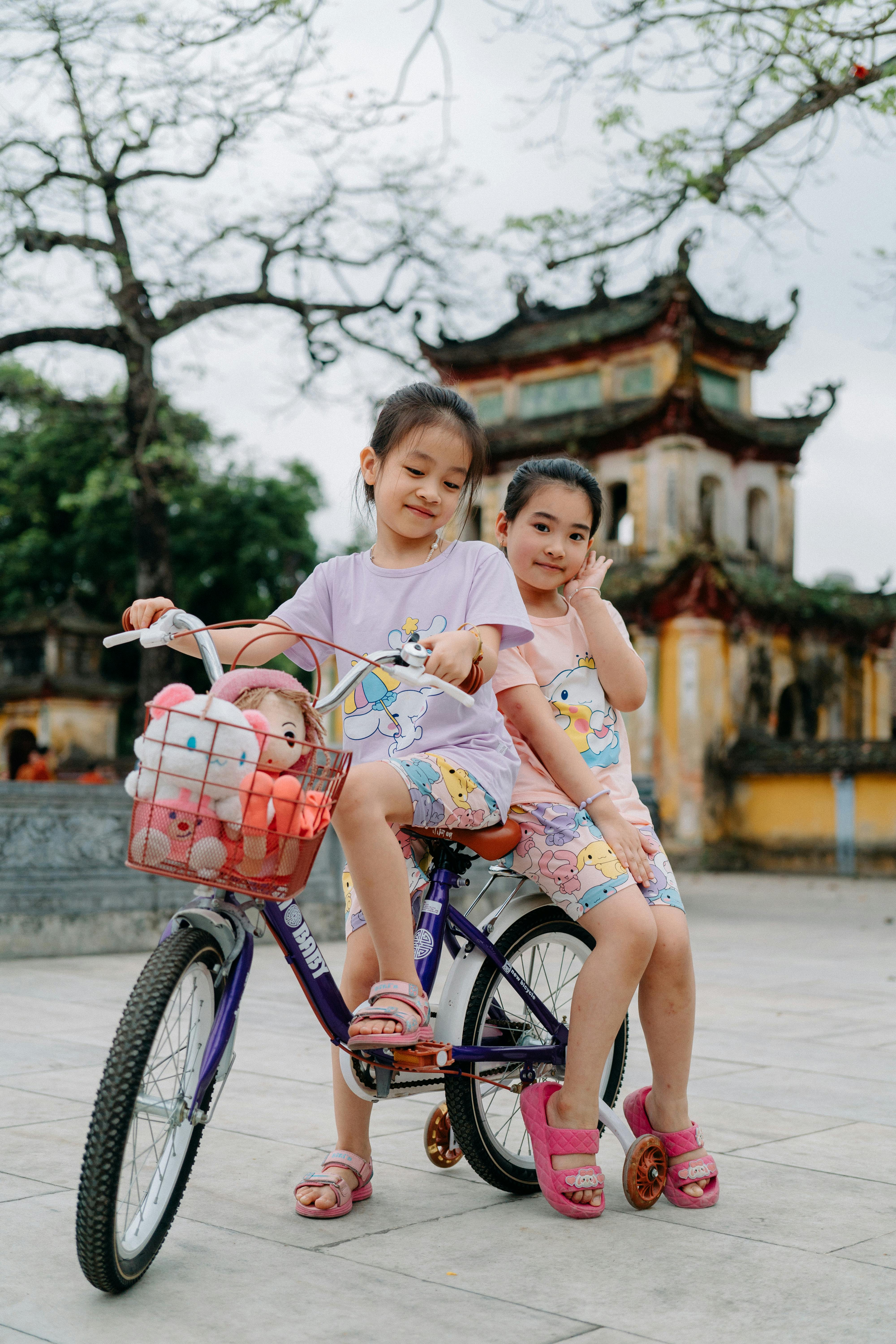 Girls Nippyfile Photos, Download The BEST Free Girls Nippyfile Stock ...