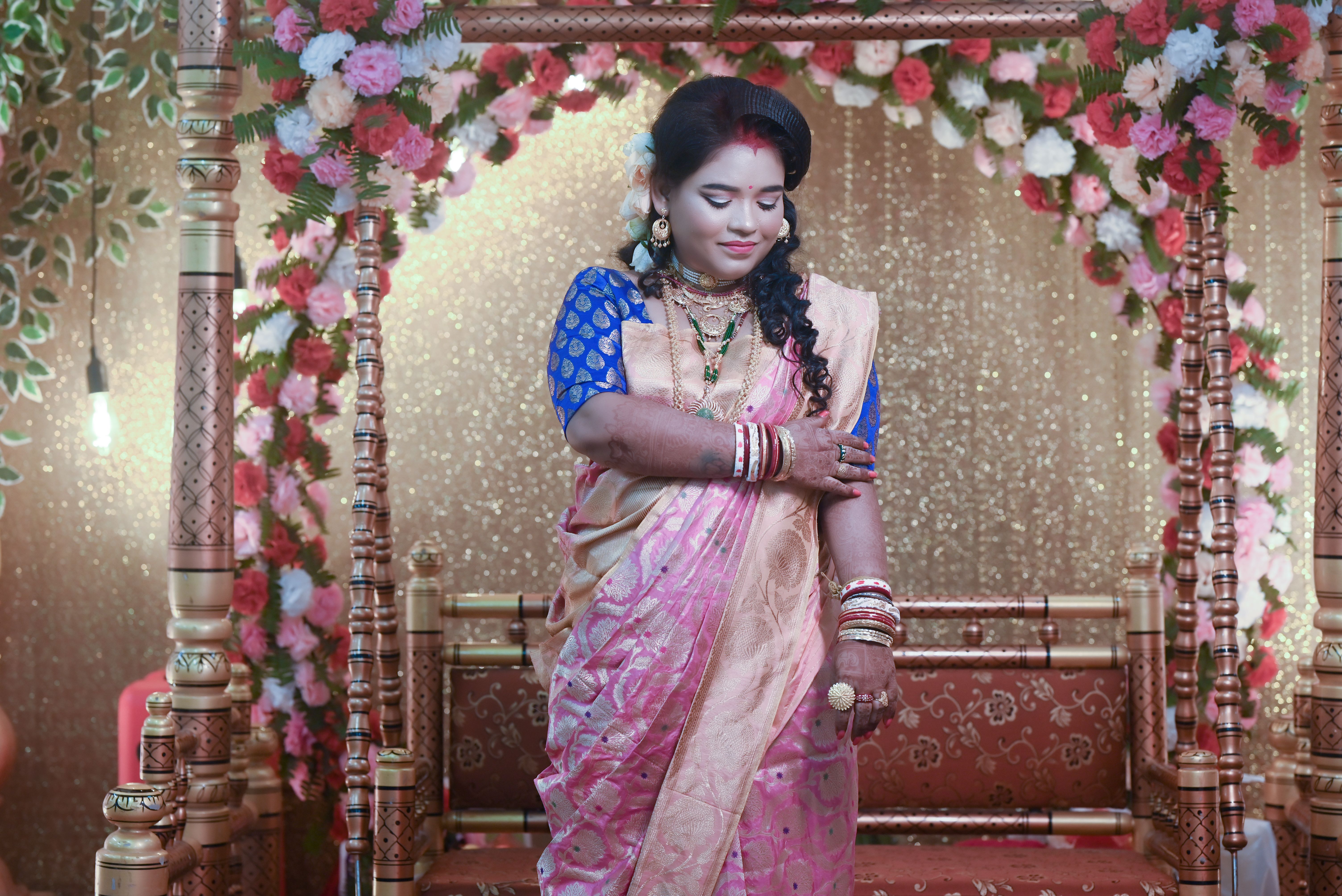 Traditional Bengali Bride in Vibrant Saree · Free Stock Photo