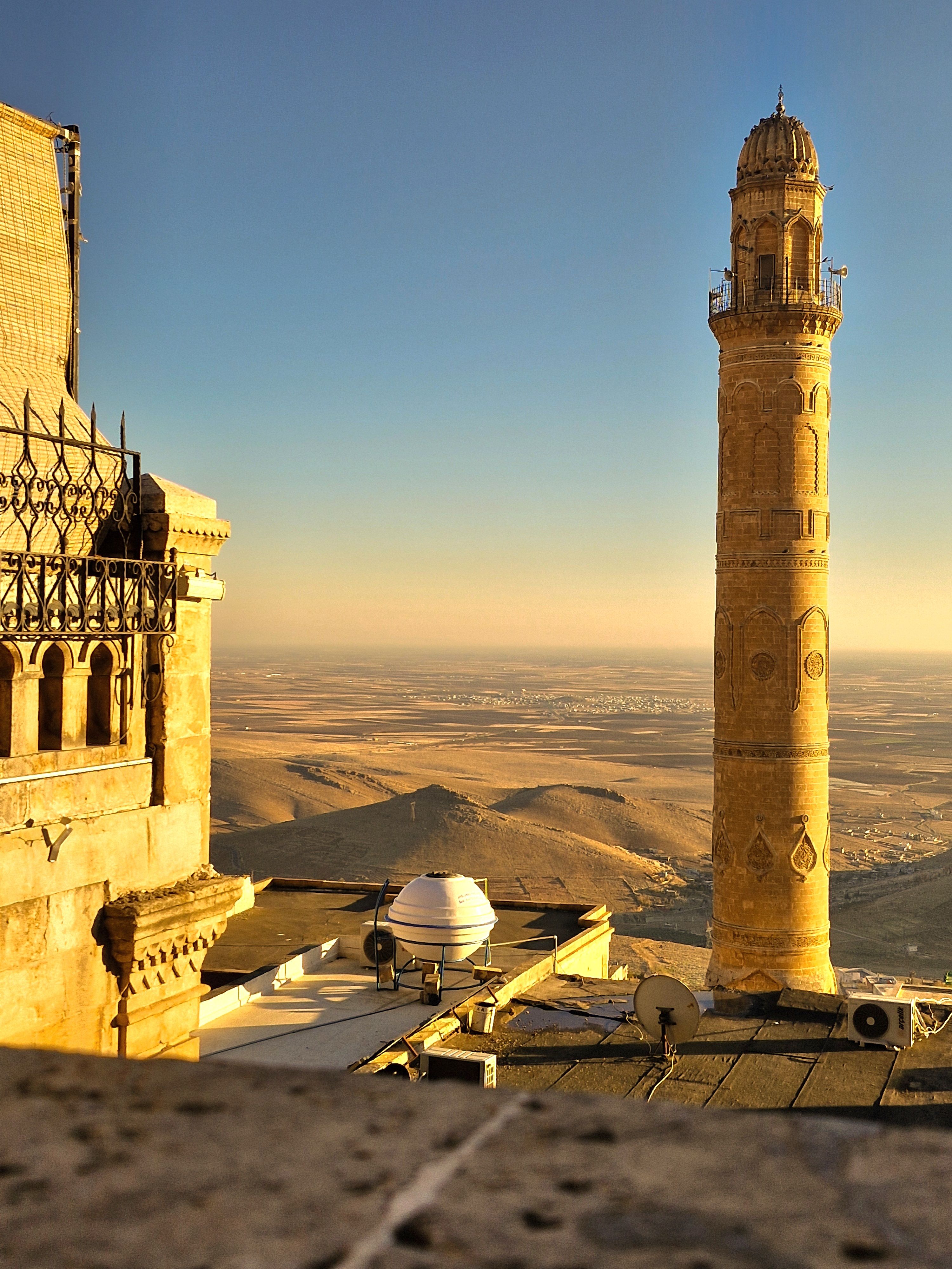 Historic Minaret Overlooking Expansive Landscape · Free Stock Photo
