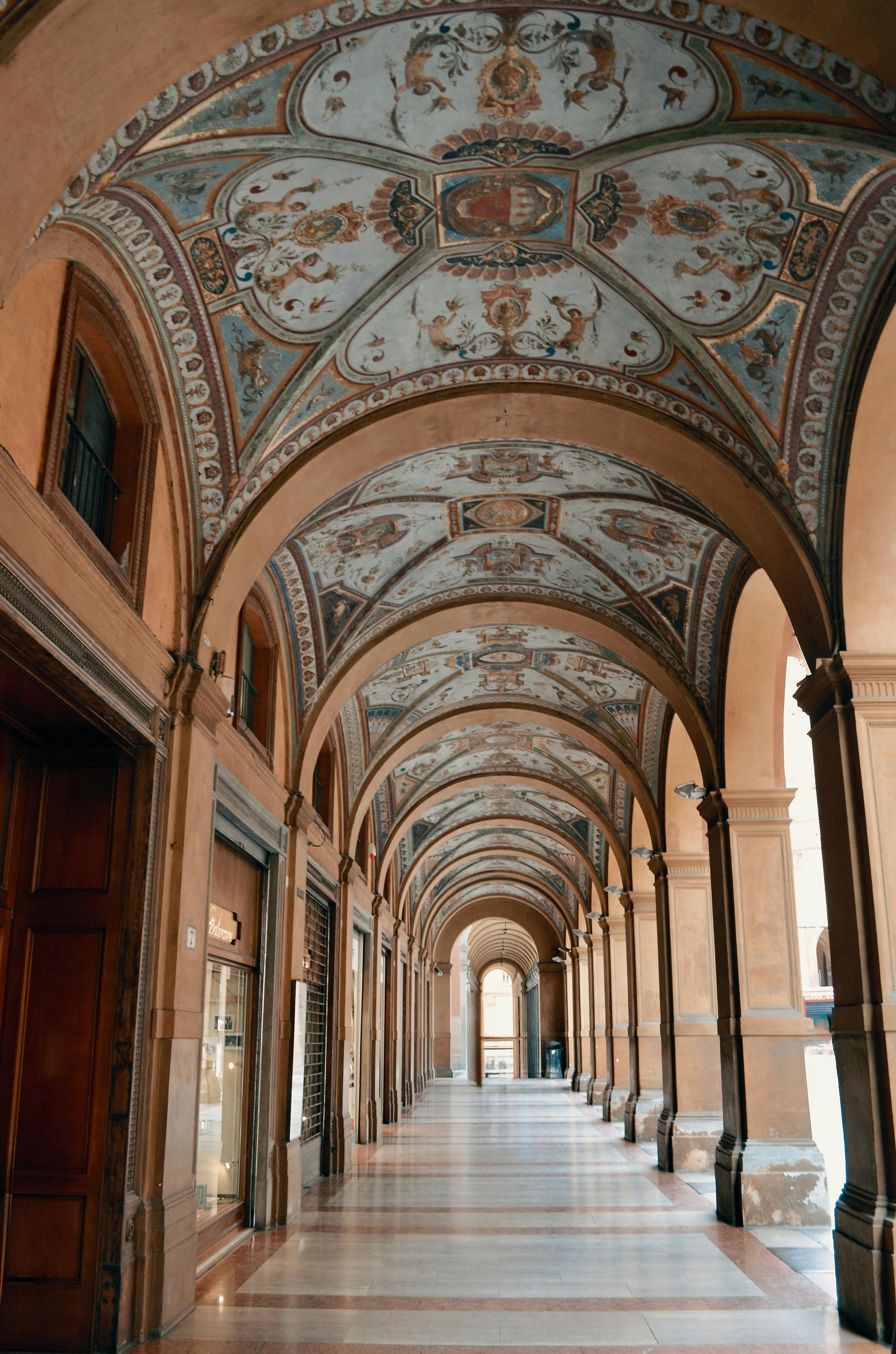 Beautiful Arched Portico in Bologna, Italy · Free Stock Photo