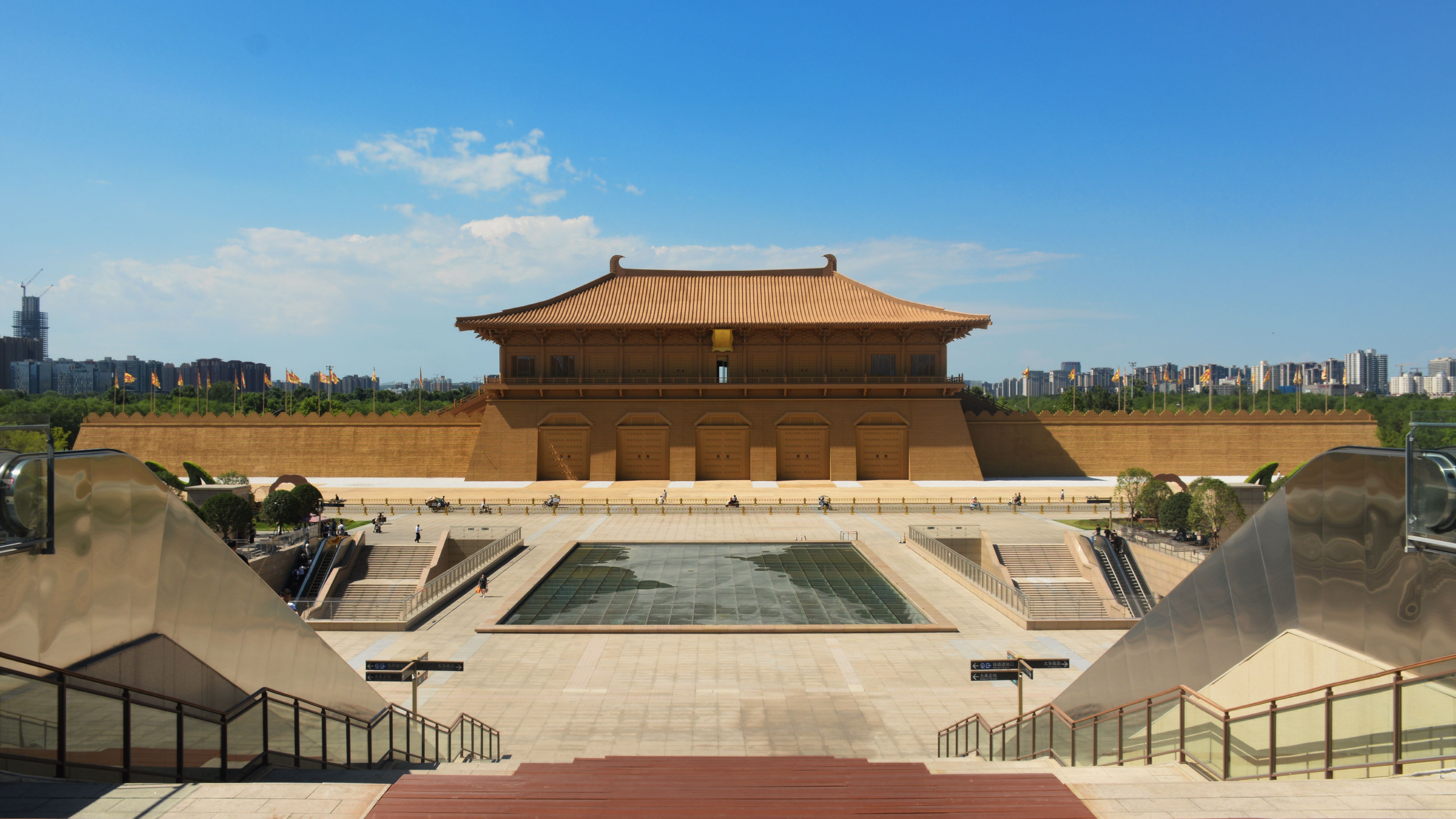Grand Chinese Pavilion with Cityscape Background · Free Stock Photo