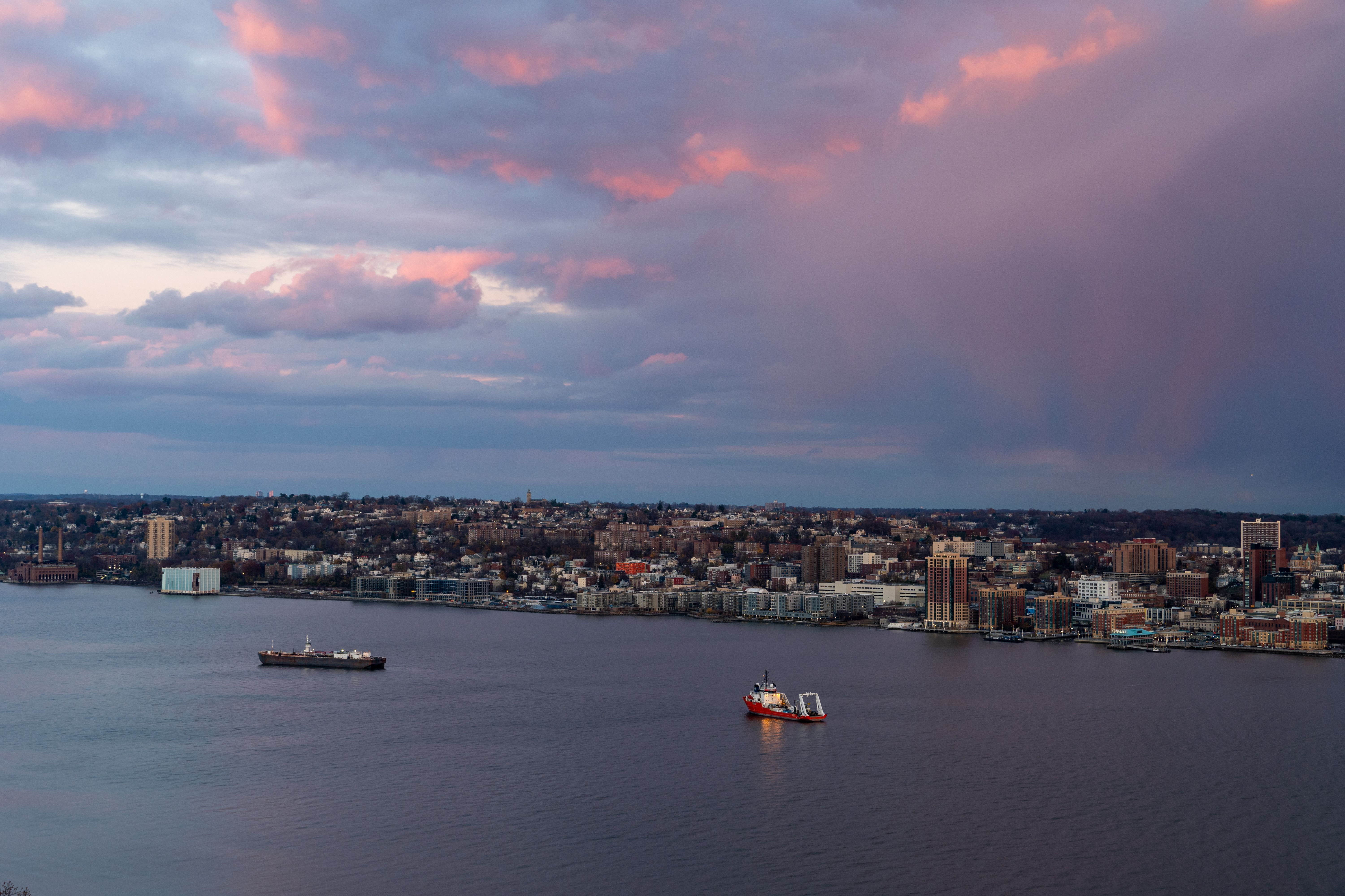 Shrinking Photos, Download The BEST Free Shrinking Stock Photos & HD Images