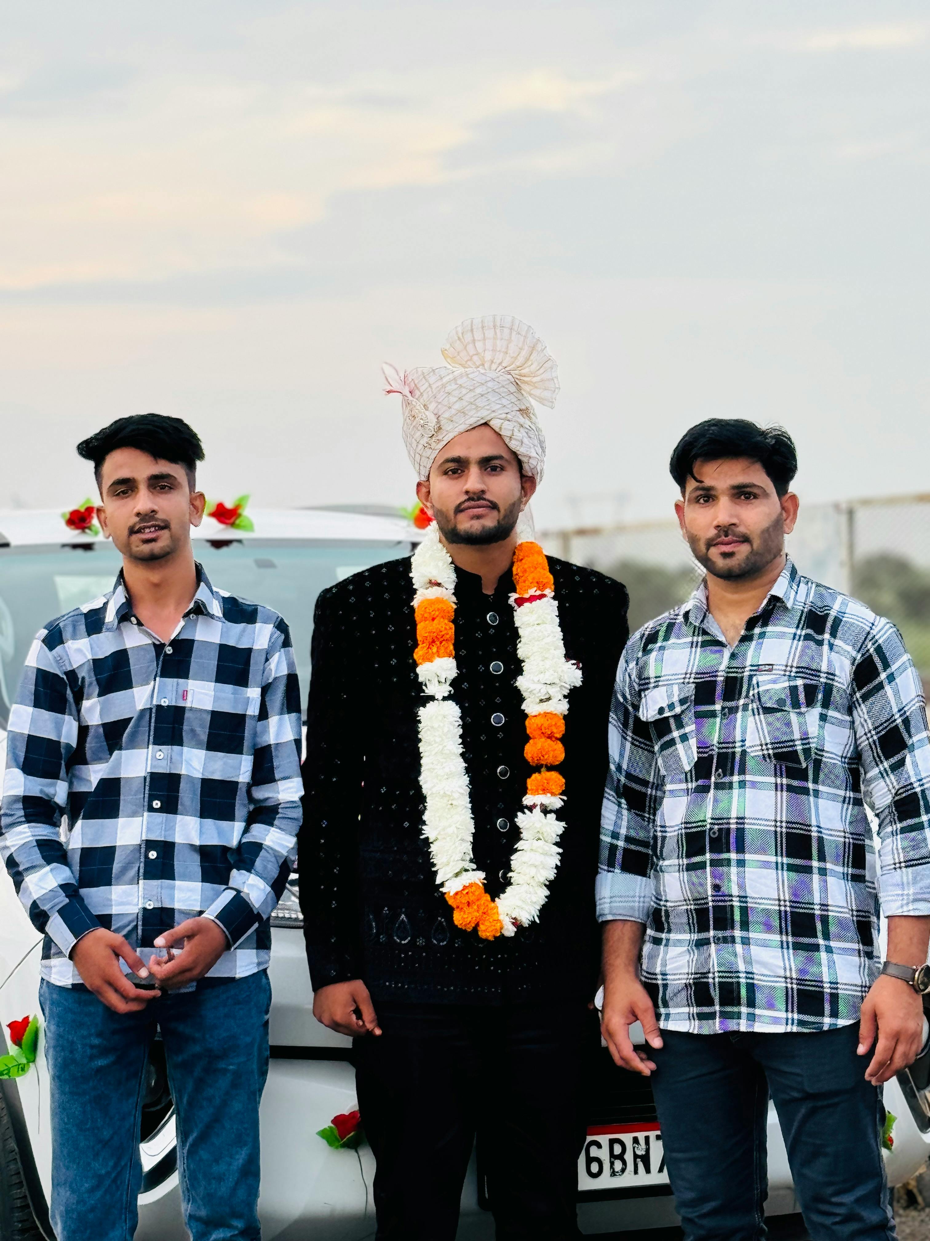 Special Event Goers In Car Photos, Download The BEST Free Special Event ...