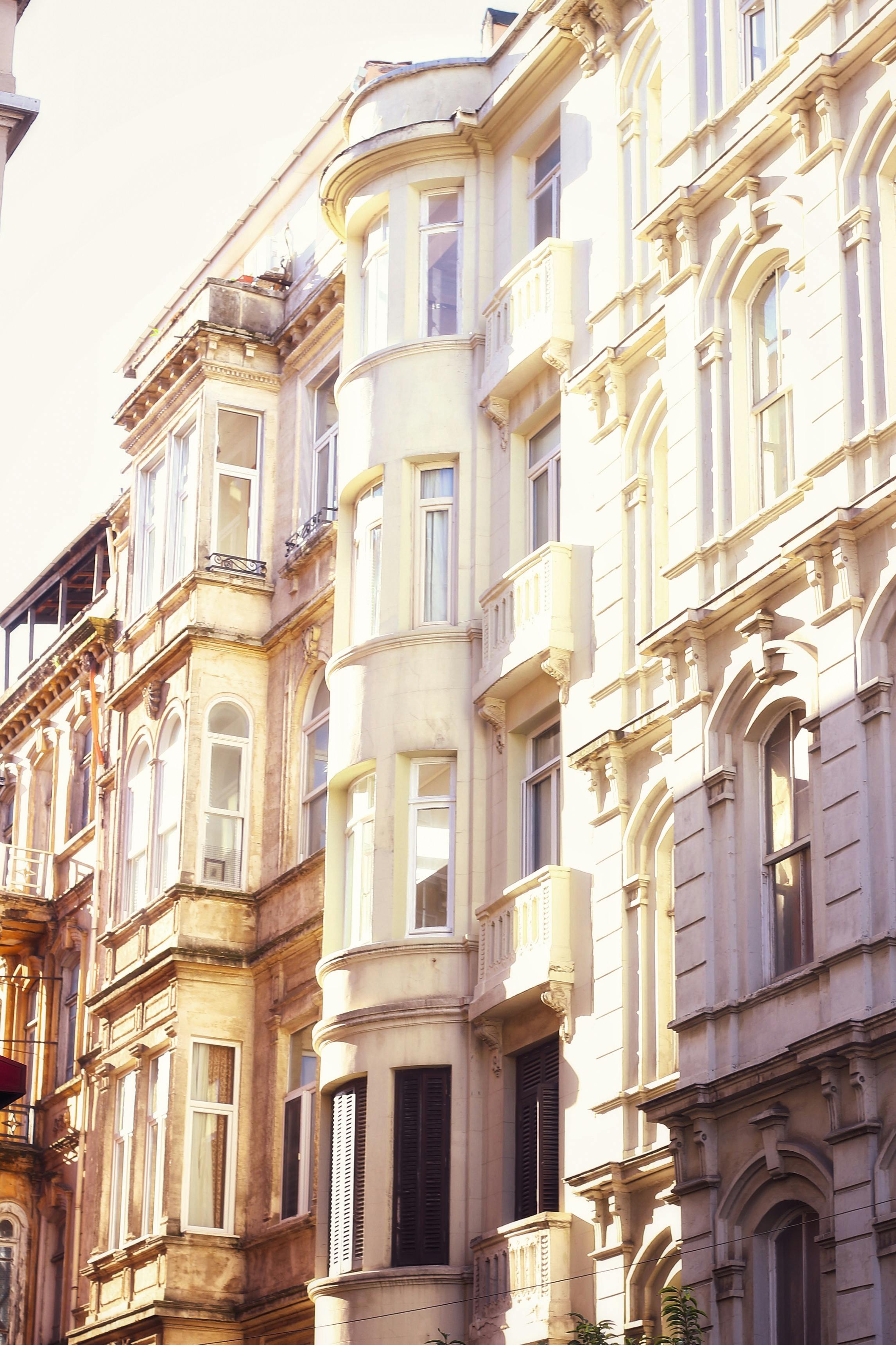 Elegant Historical European Architecture Facade · Free Stock Photo