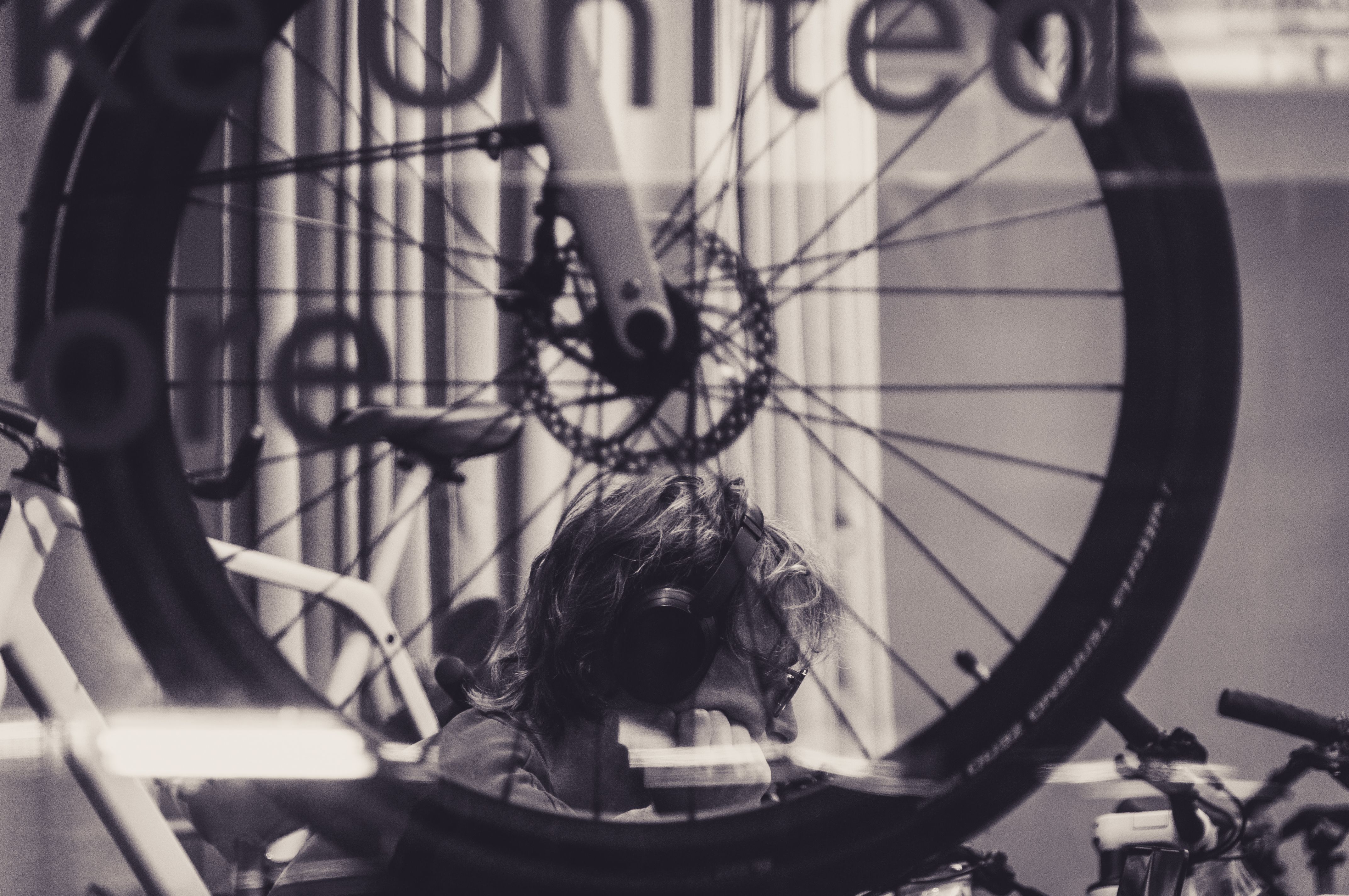 Wheel Store Photos, Download The BEST Free Wheel Store Stock Photos ...
