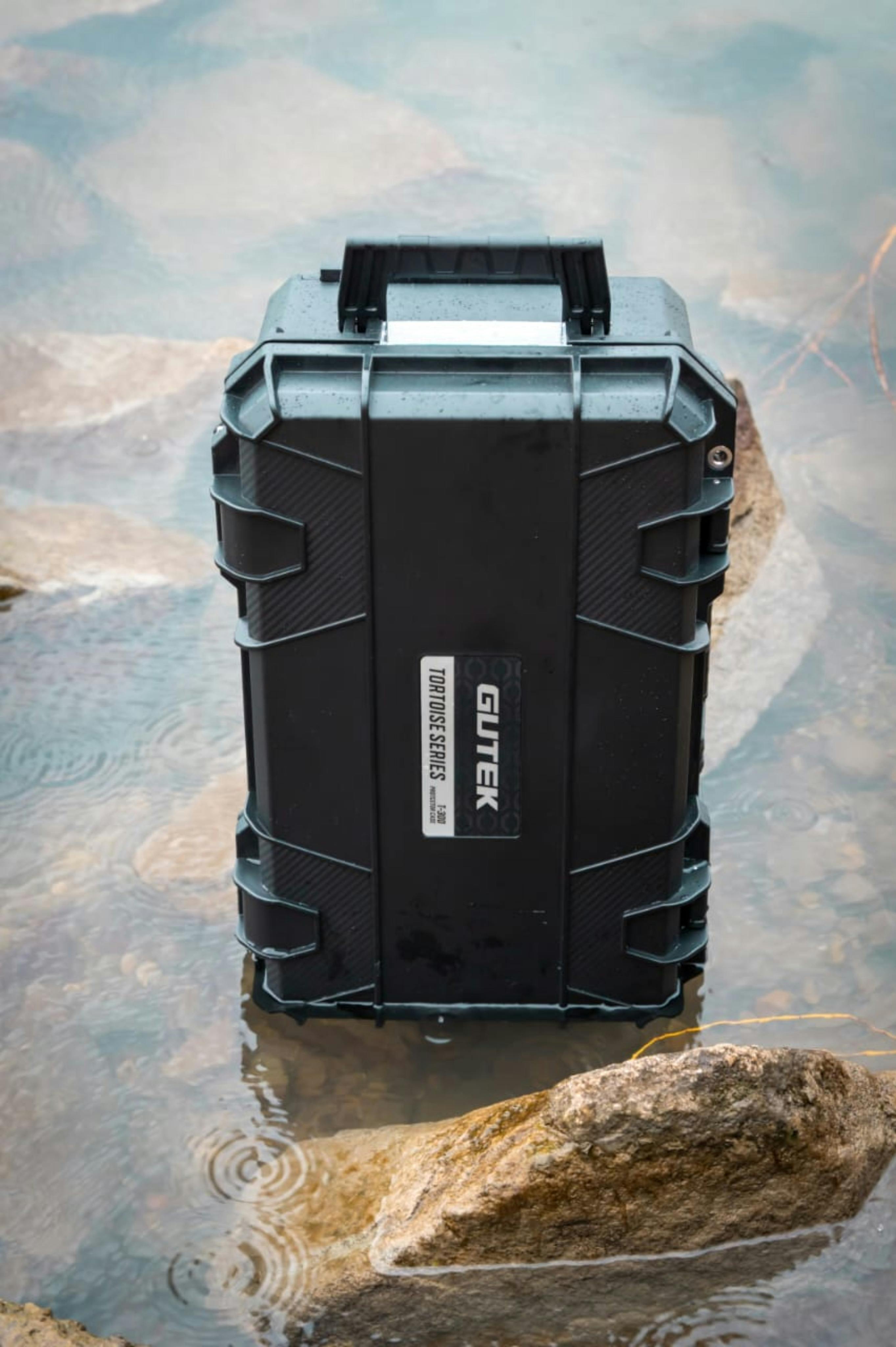 Floating Case Photos, Download The BEST Free Floating Case Stock Photos ...