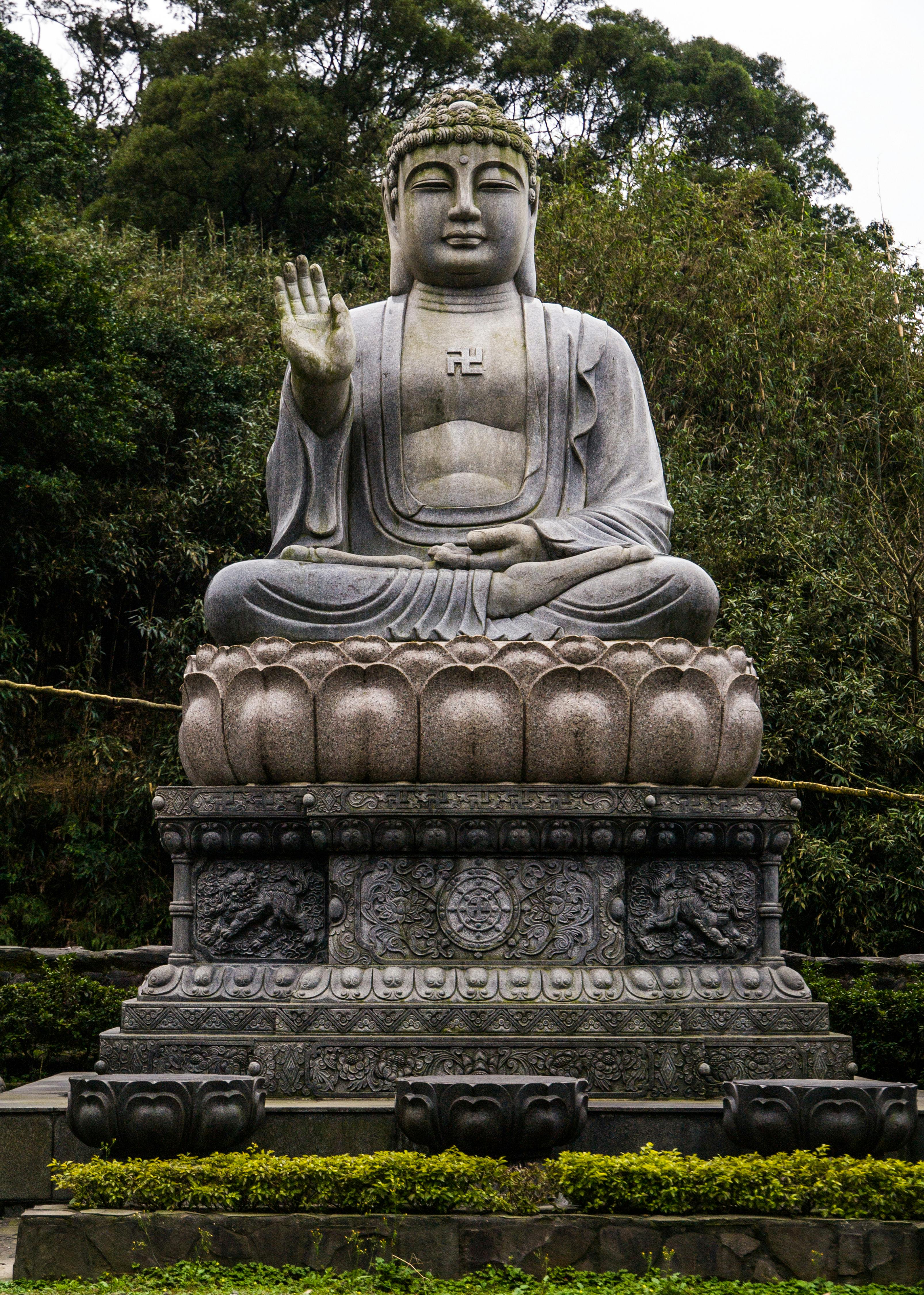 Buddha Statue Grayscale Photo · Free Stock Photo