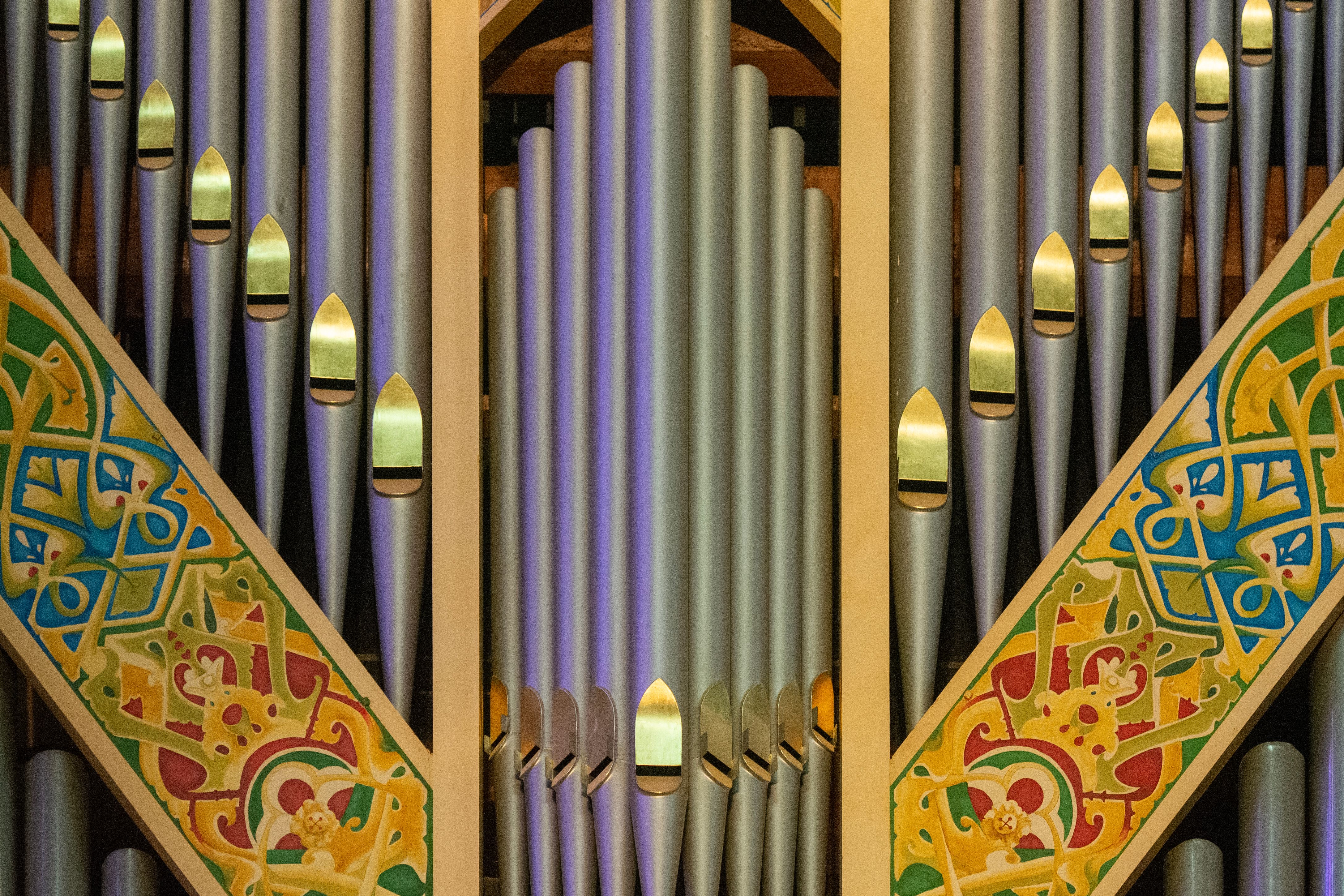 Elegant Church Pipe Organ with Colorful Decor · Free Stock Photo