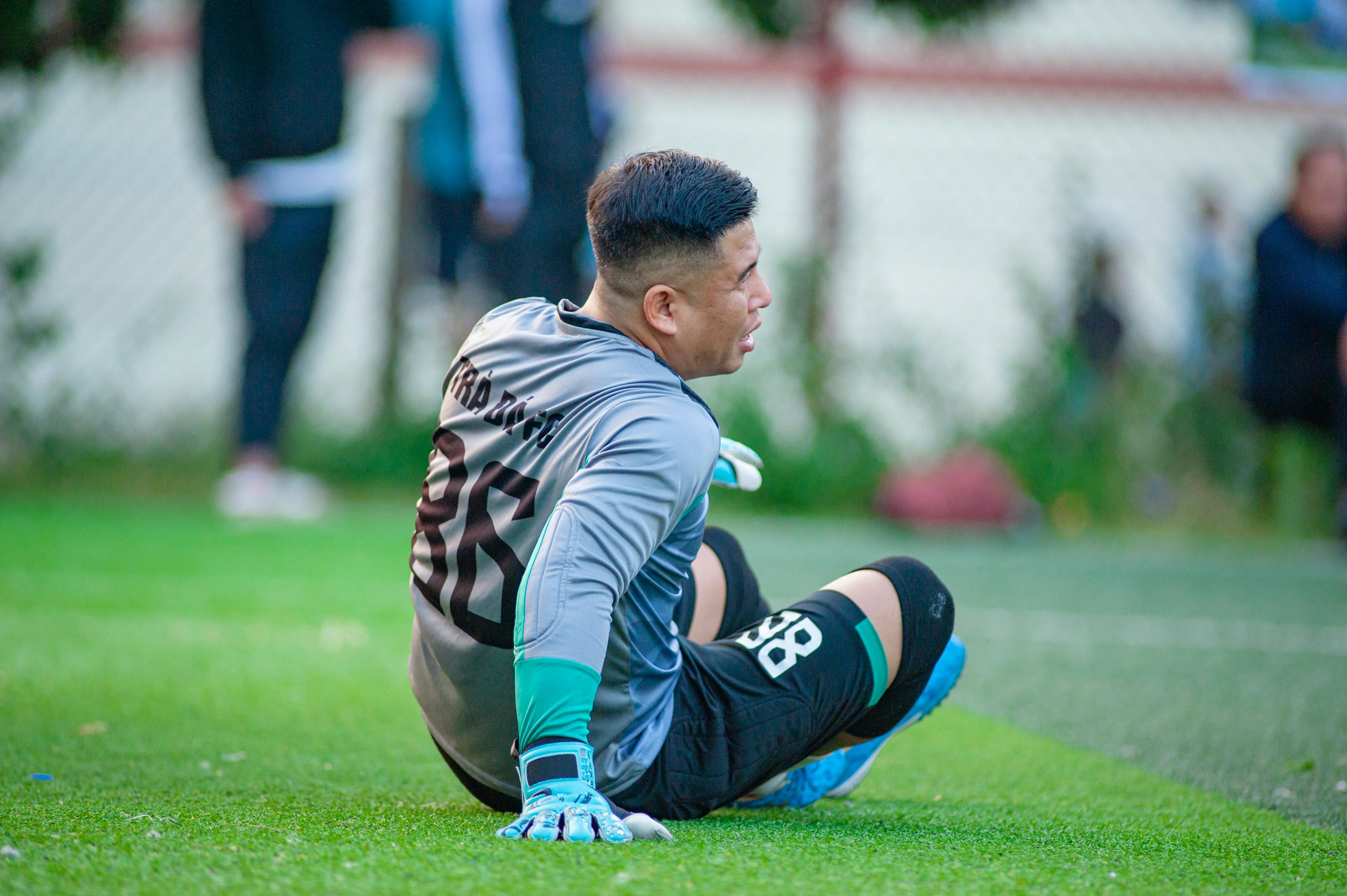 Candid Shot of Soccer Goalkeeper in Hanoi · Free Stock Photo