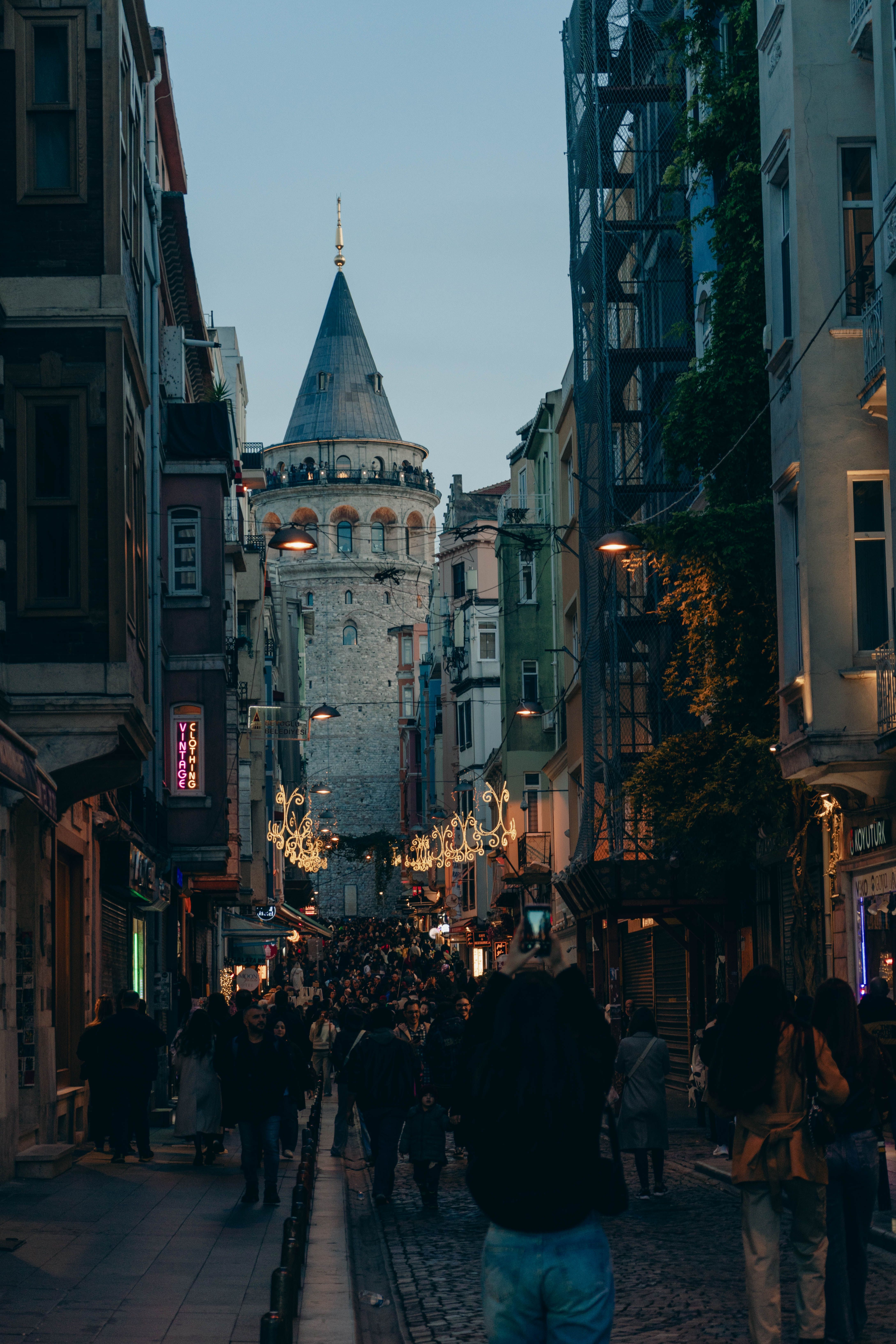 Evening View of Galata Tower in İstanbul, Türkiye · Free Stock Photo
