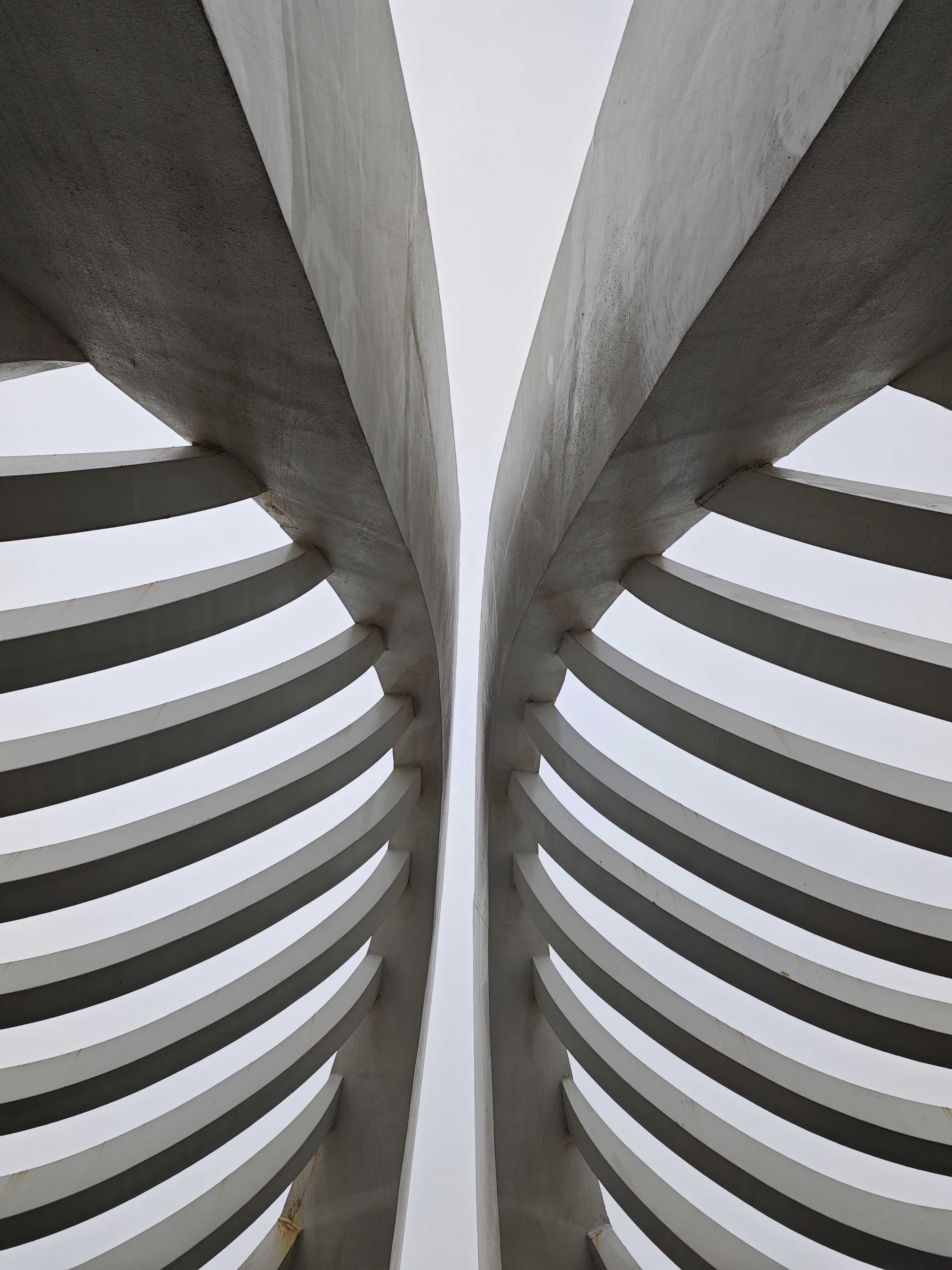 Estructura Arquitectónica Moderna Con Líneas Abstractas · Foto de stock ...