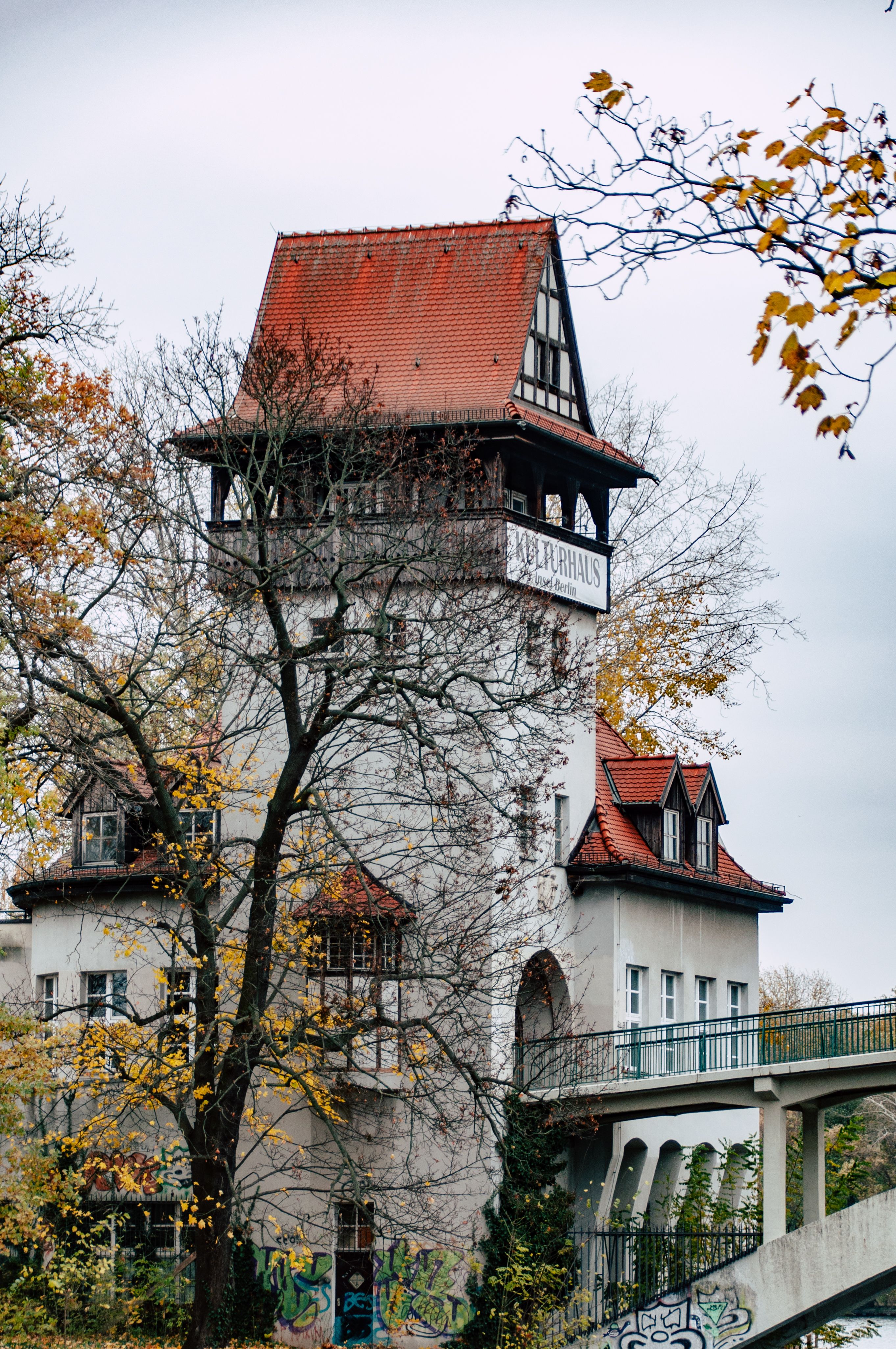 Charming Historic Building in Autumn Landscape · Free Stock Photo