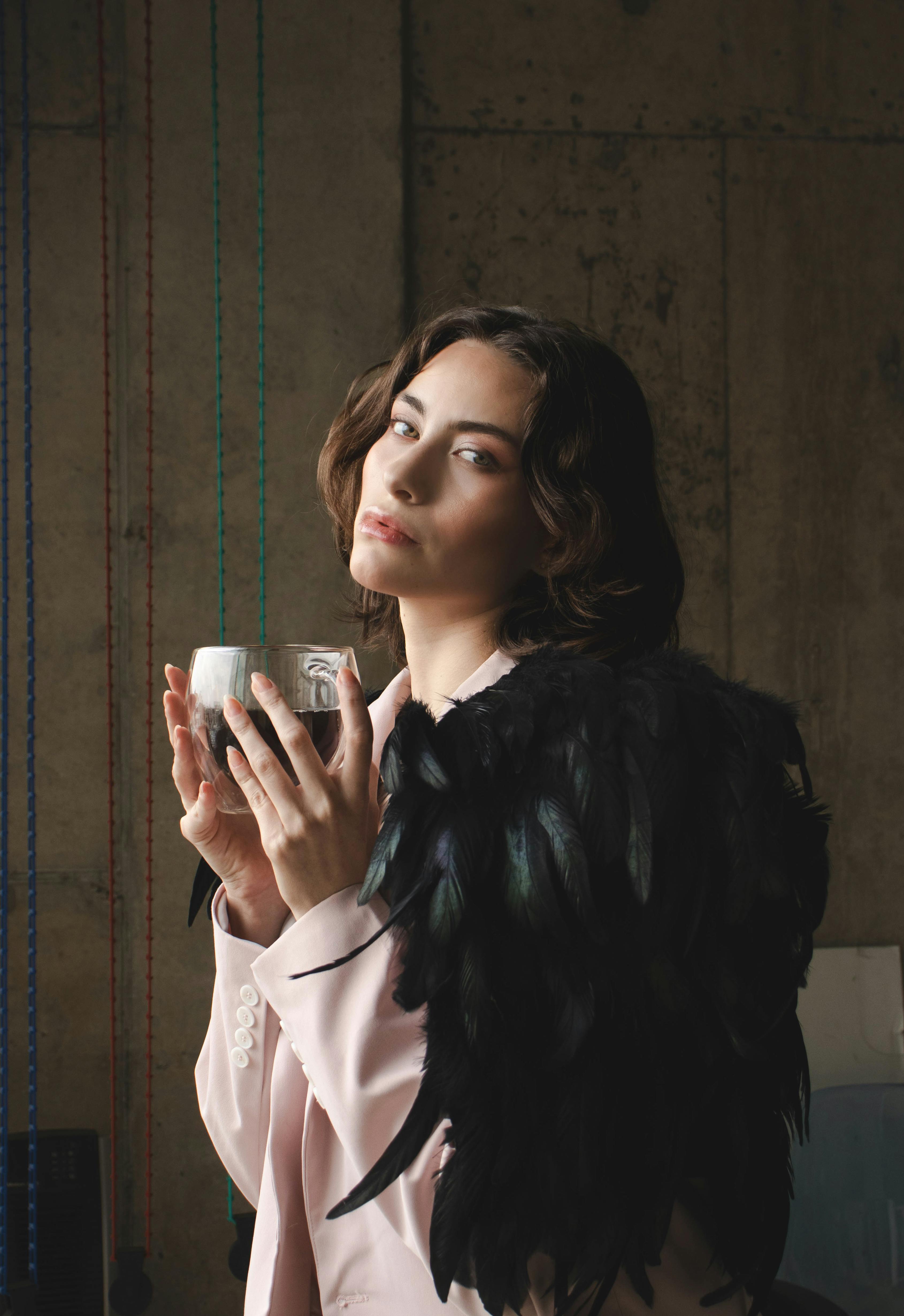 Chic Woman Photos, Download The BEST Free Chic Woman Stock Photos & HD ...